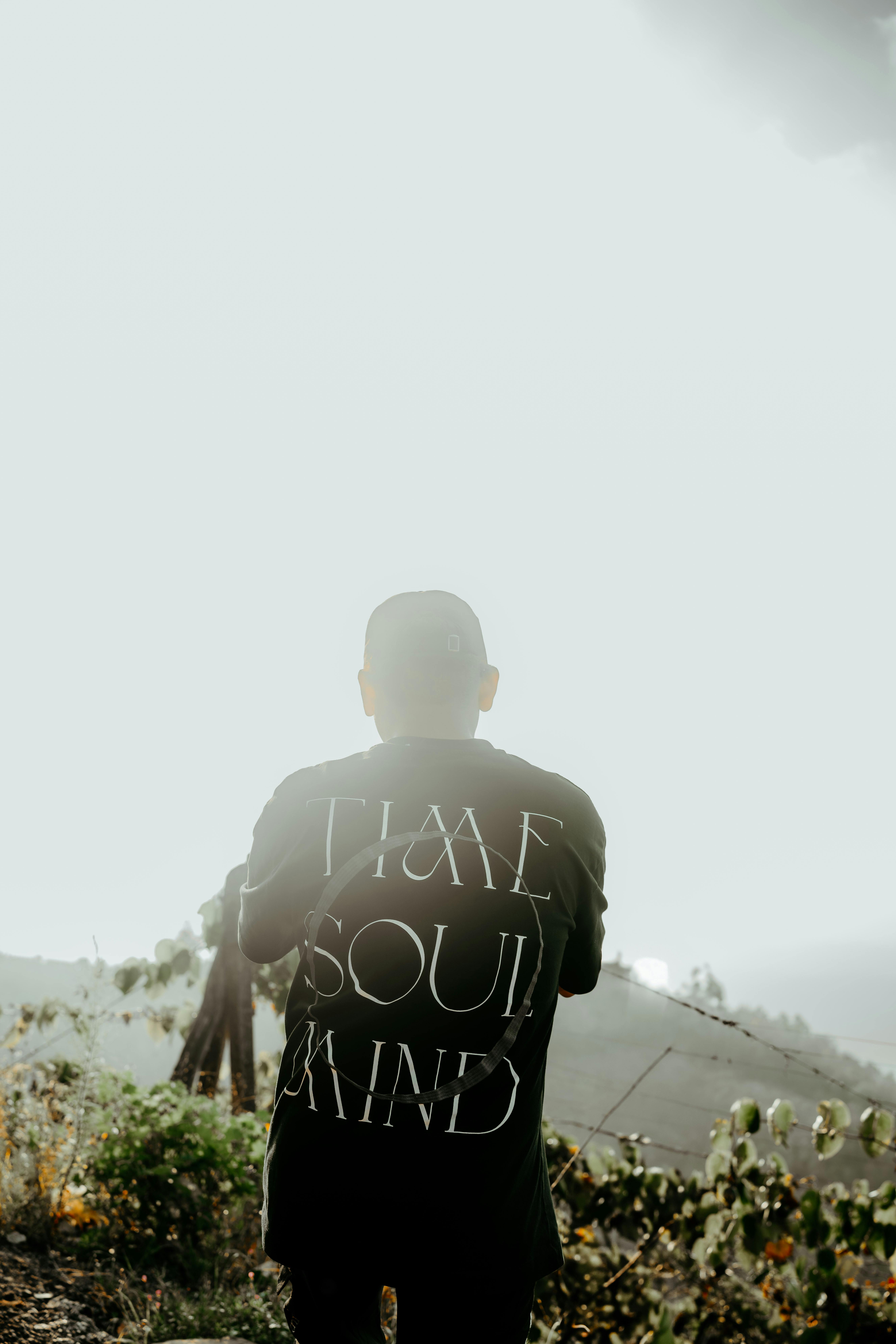 Backlit Man in Scenic Portoviejo Landscape · Free Stock Photo