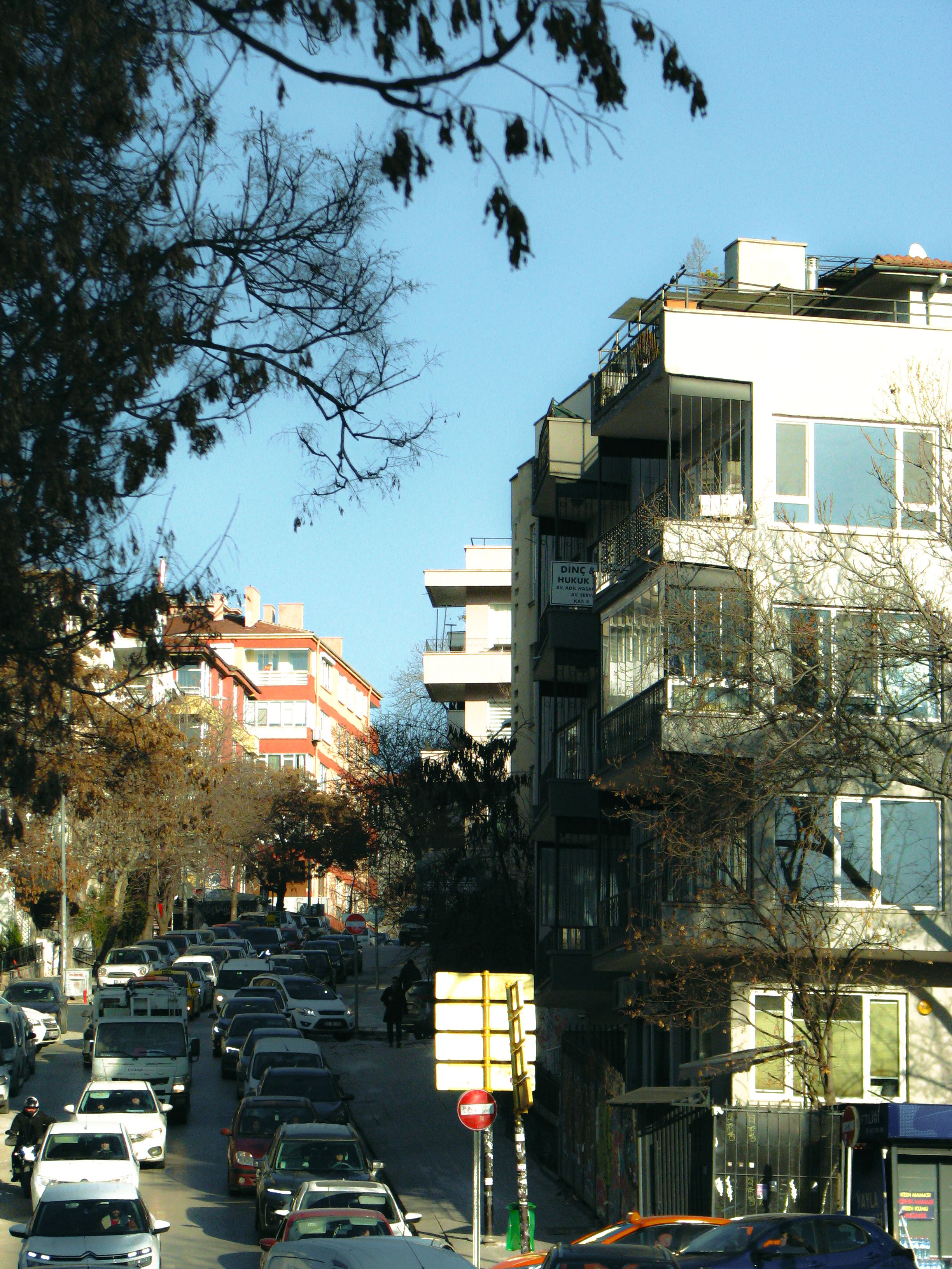 Urban Street View in Ankara, Türkiye · Free Stock Photo