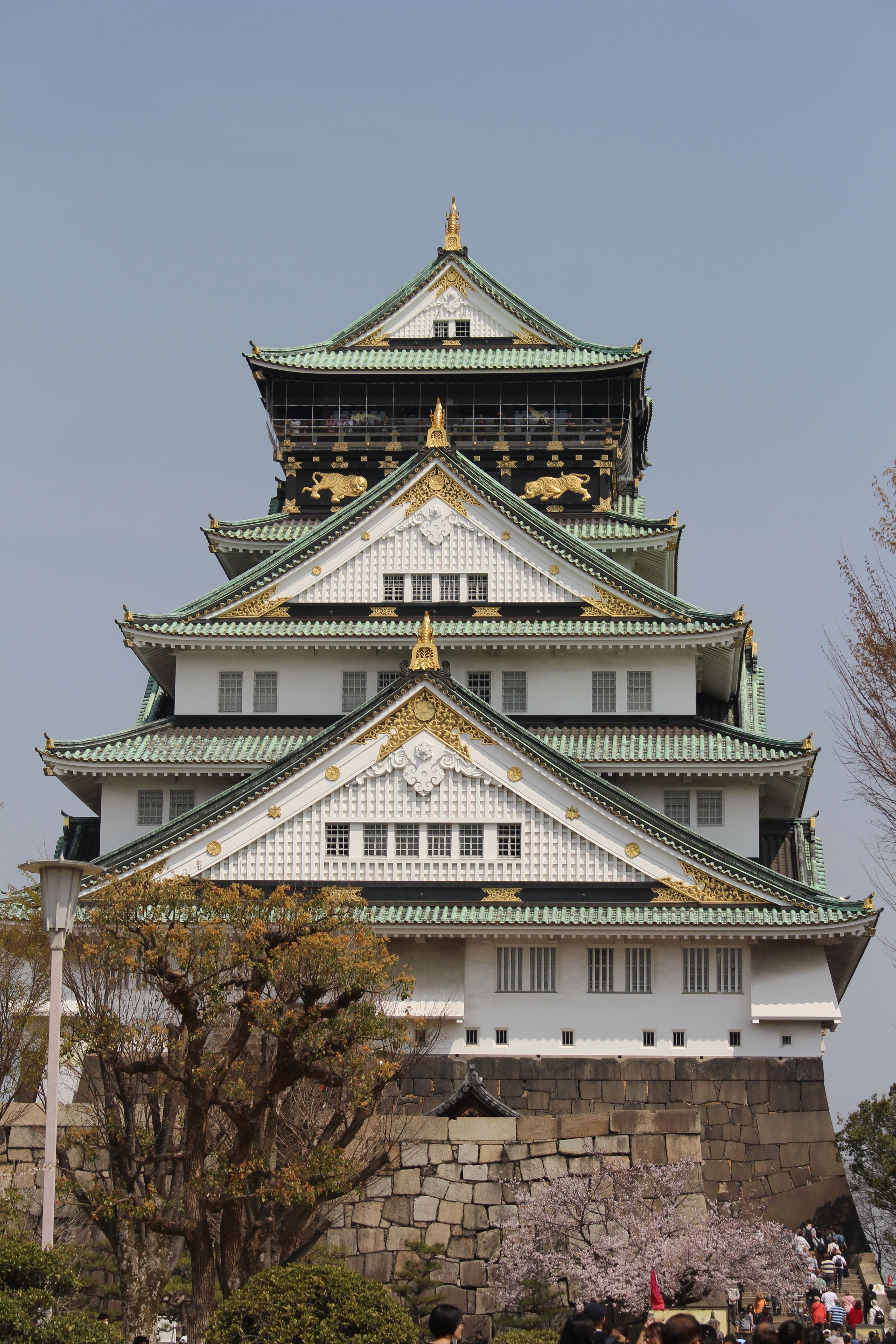 Stunning View of Osaka Castle in Spring · Free Stock Photo