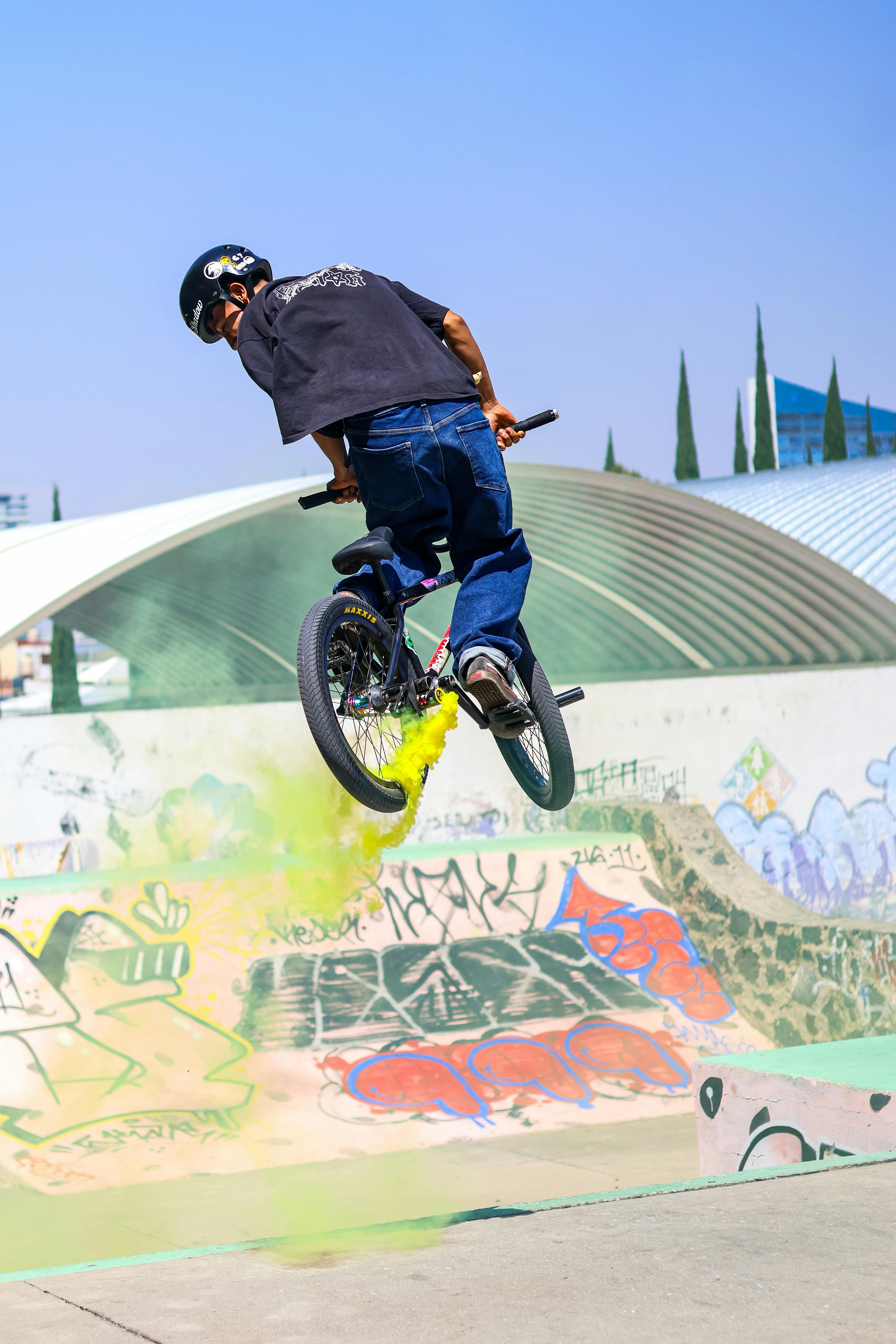 Dynamic BMX Trick at Urban Skate Park · Free Stock Photo