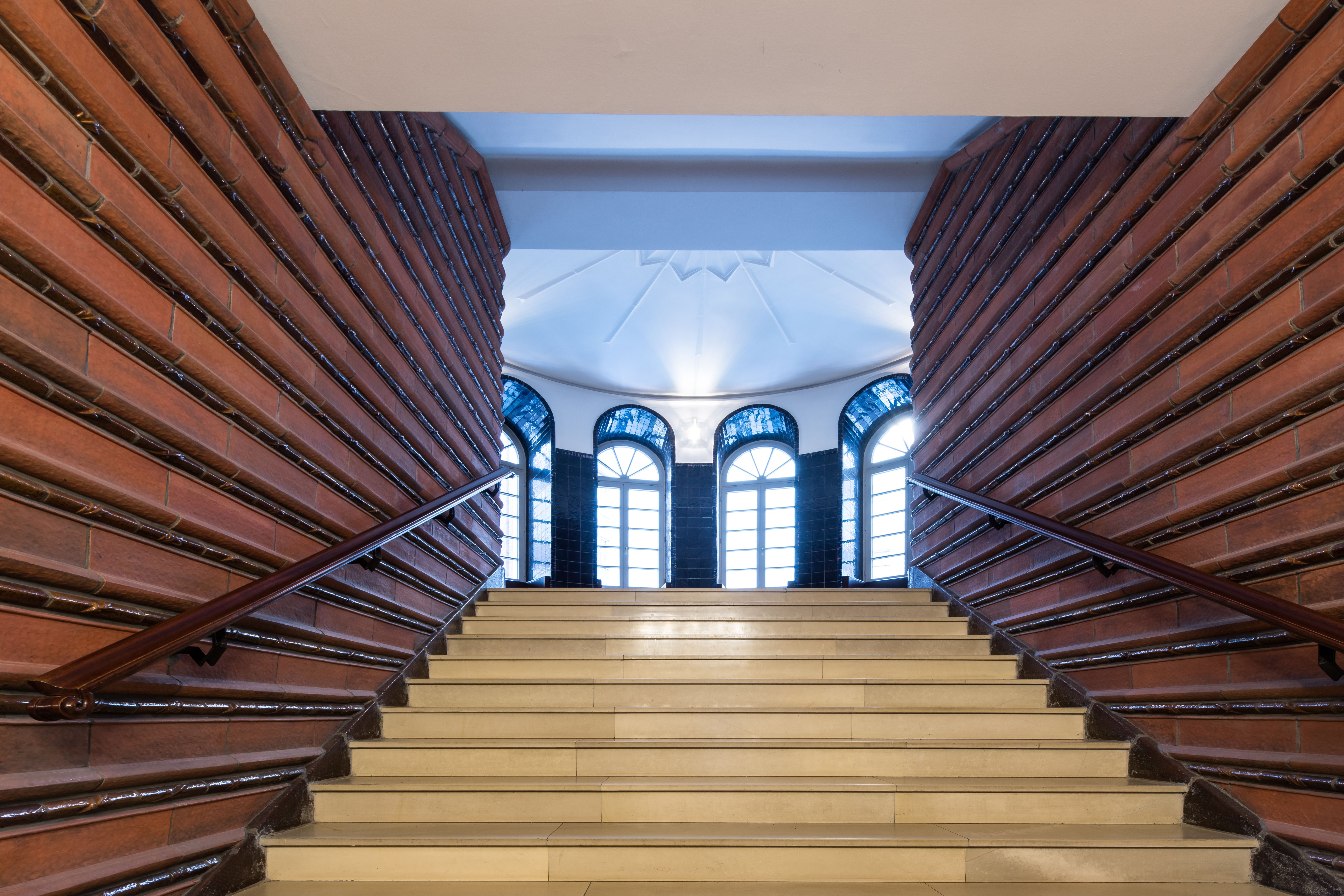 Elegant Staircase in Hamburg Historic Building · Free Stock Photo