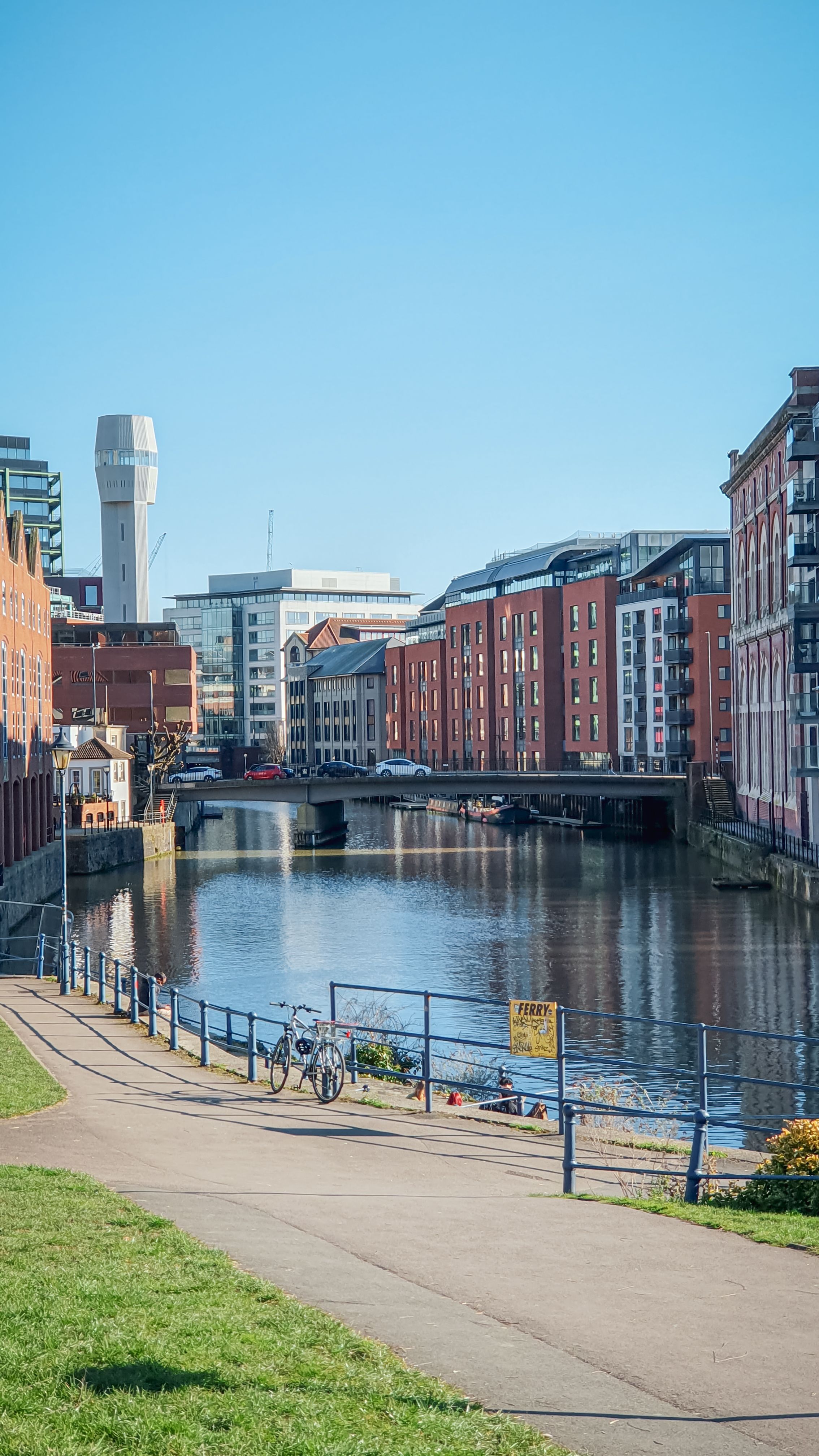 Scenic View of Bristol Waterfront Architecture · Free Stock Photo
