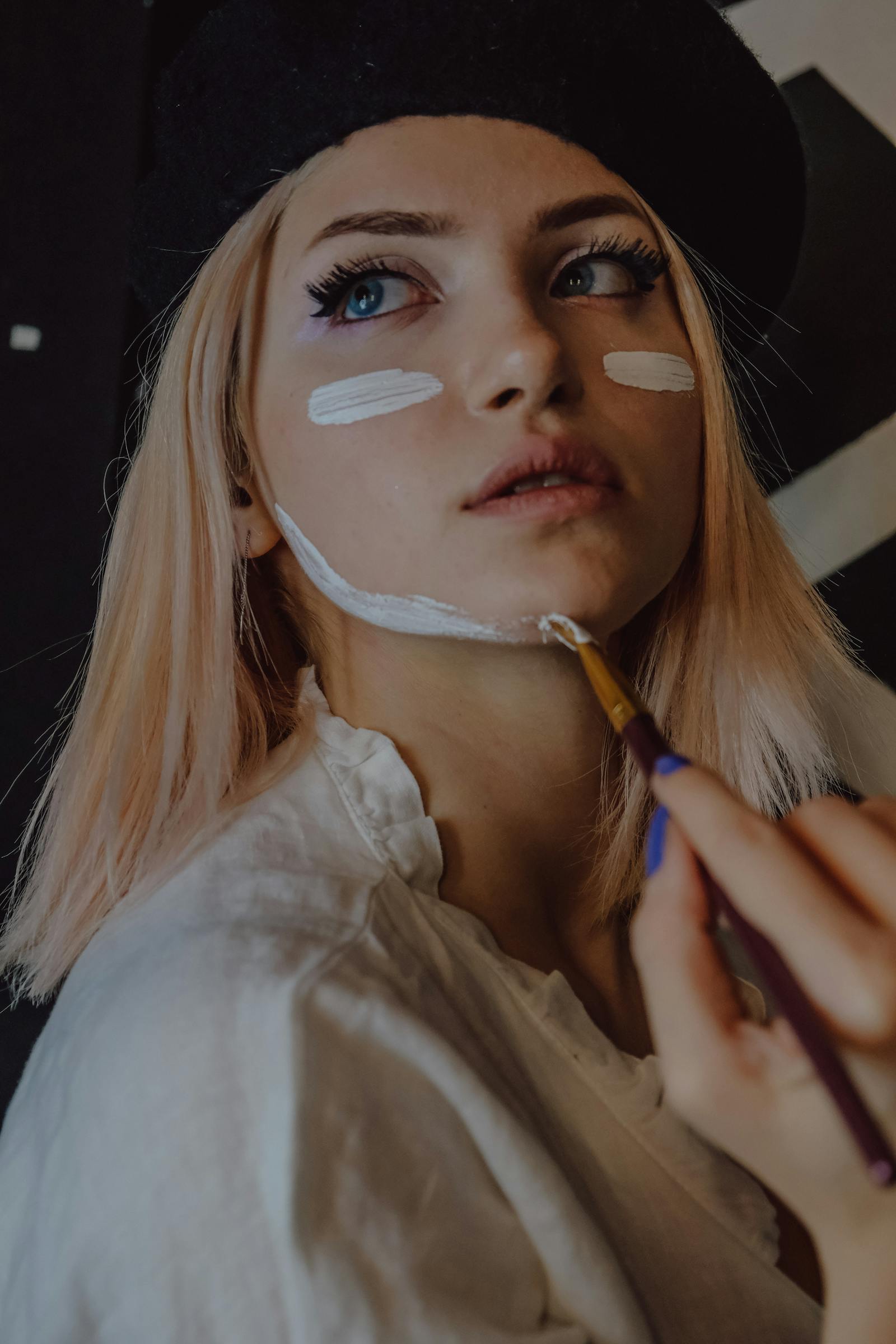 Makeup Artist Photos, Download The BEST Free Makeup Artist Stock Photos ...