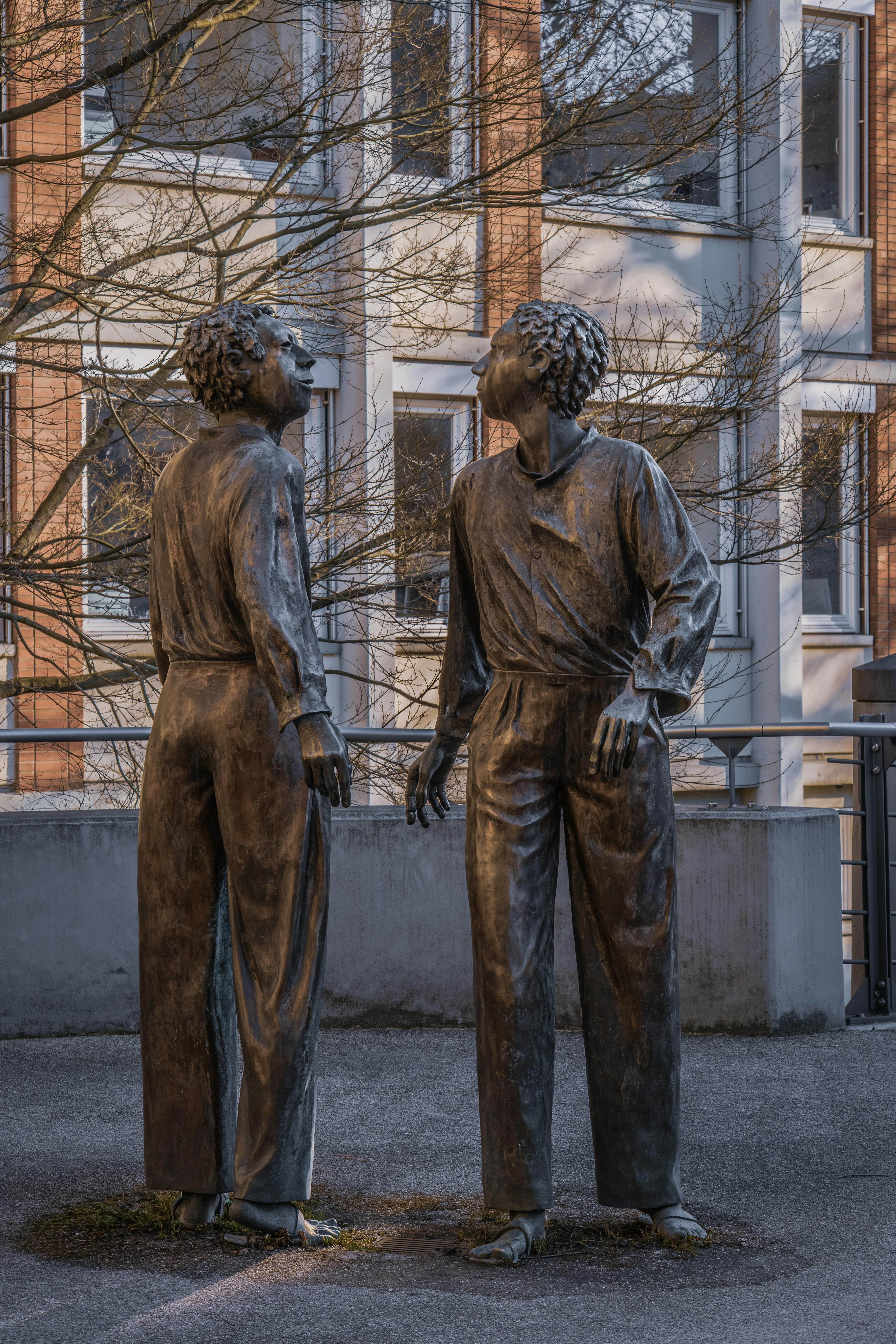 AI Talking To Humans Photos, Download The BEST Free AI Talking To ...