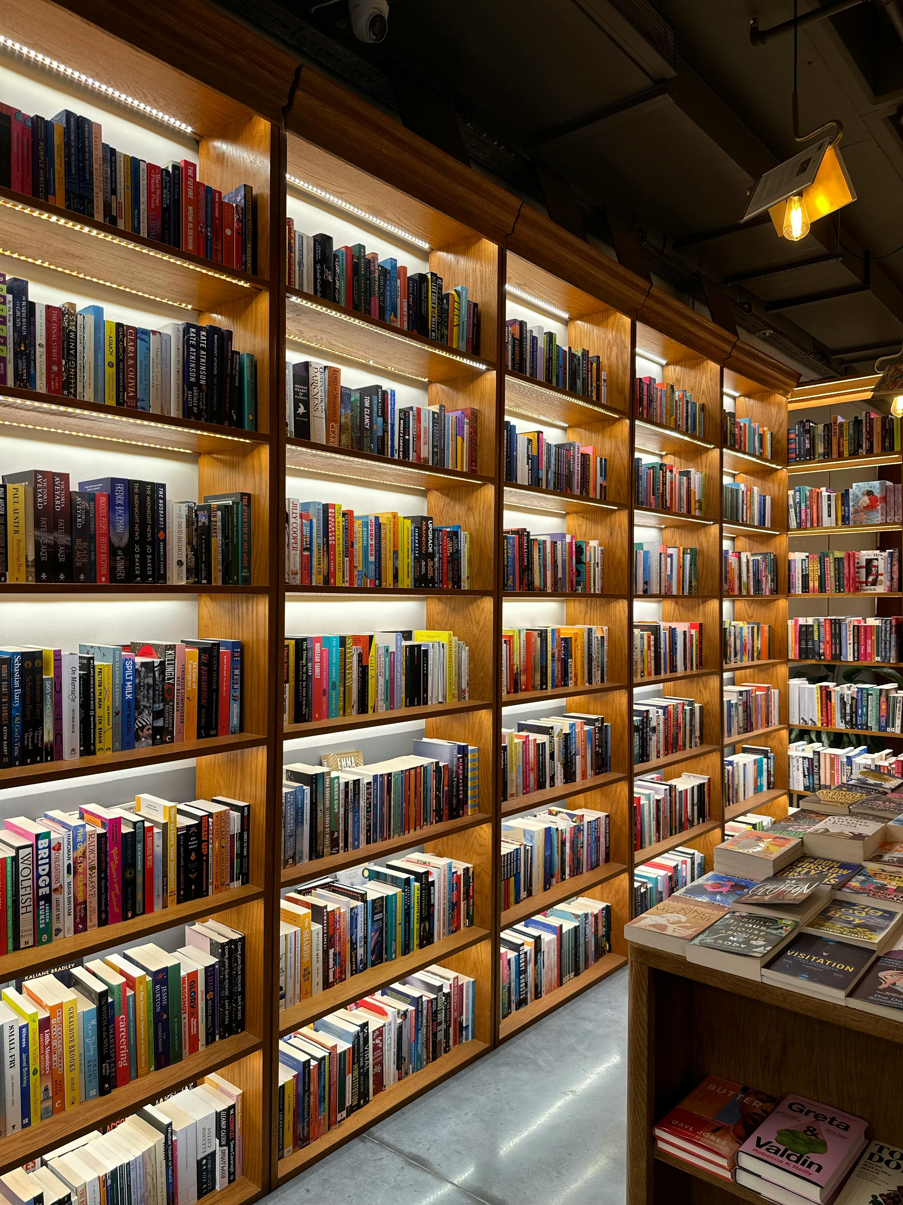 In Bookstore Photos, Download The BEST Free In Bookstore Stock Photos ...