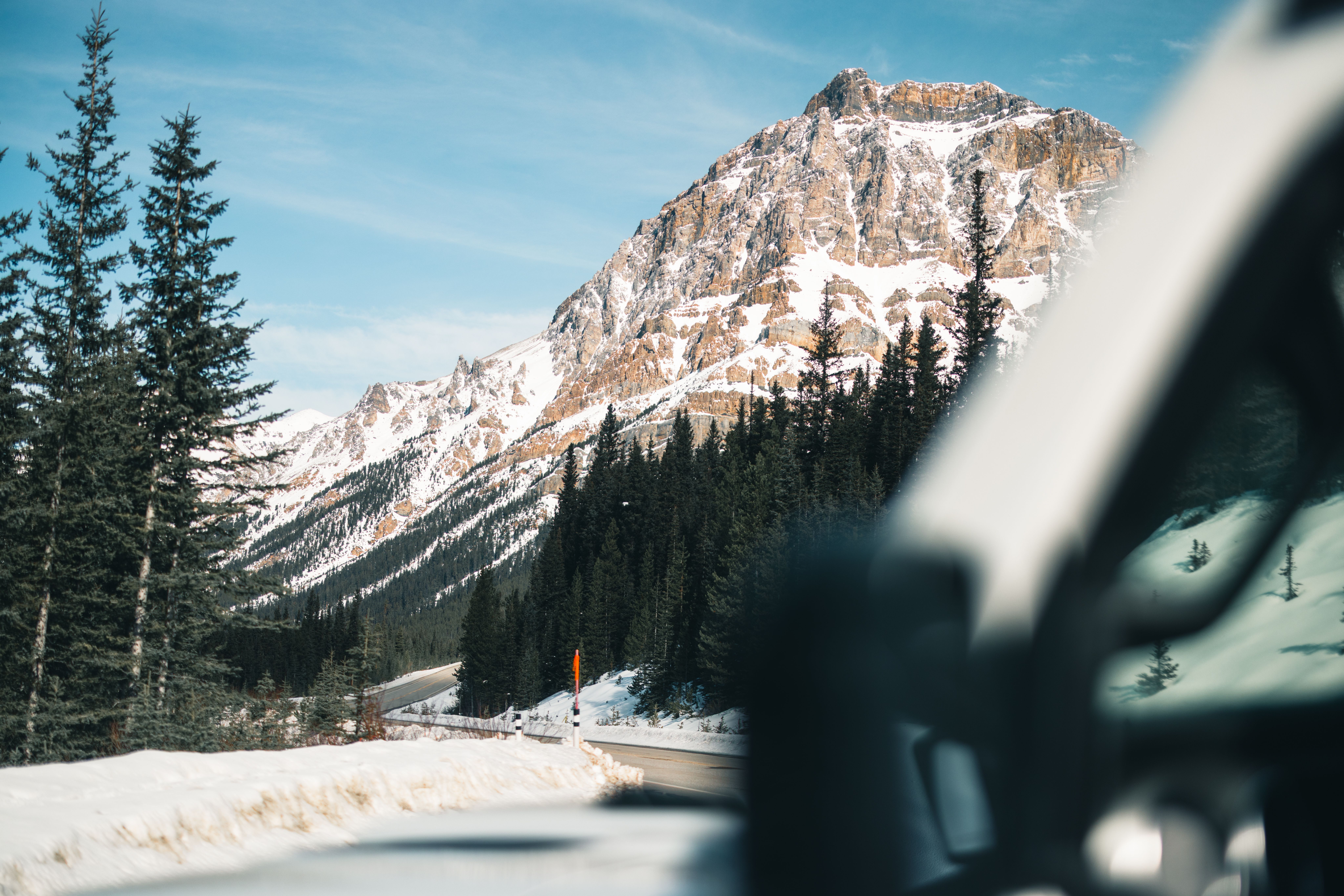 Scenic Mountain View in Jasper National Park · Free Stock Photo