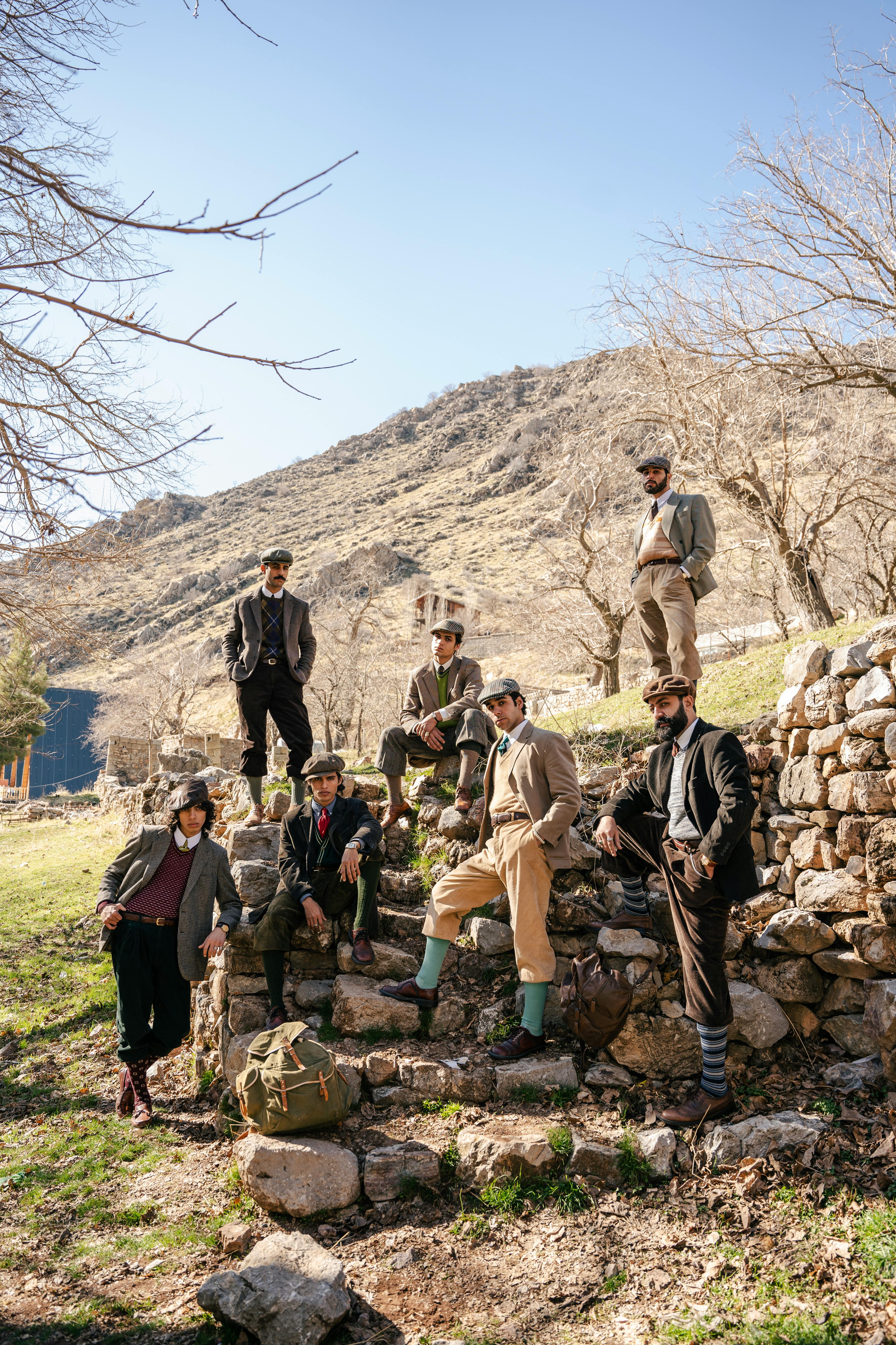 Vintage Style Group Portrait in Countryside · Free Stock Photo