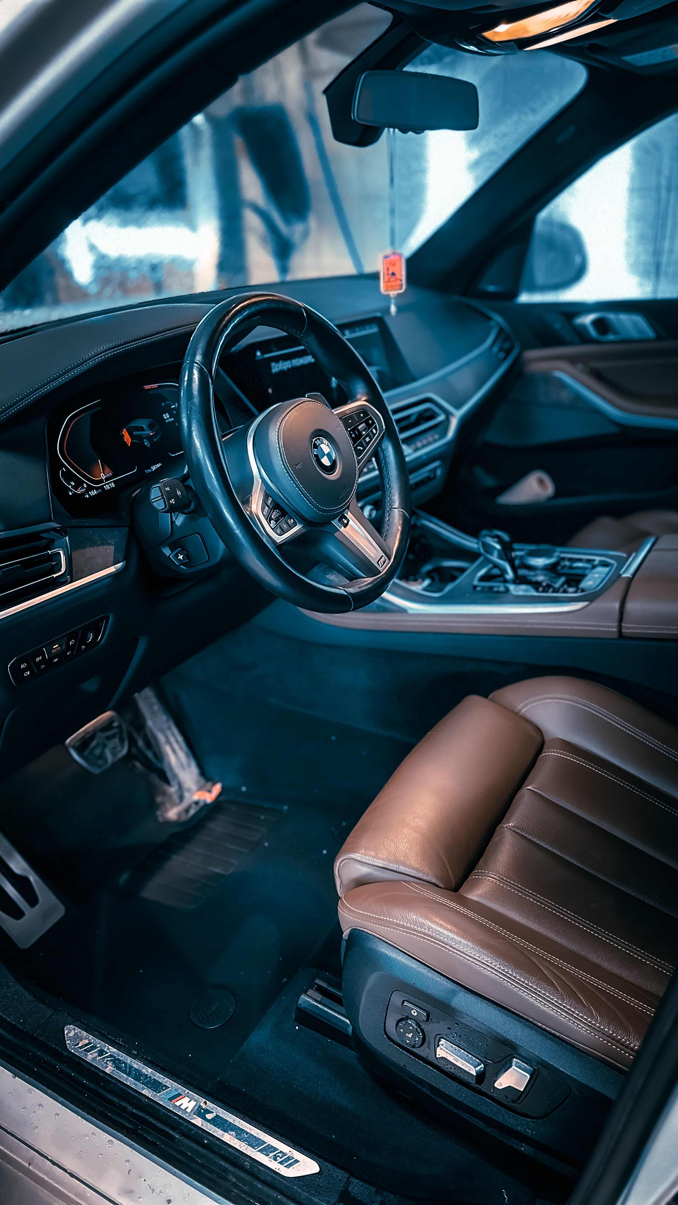 Vista Interior De Un Coche De Lujo Con Asientos De Cuero · Foto de ...