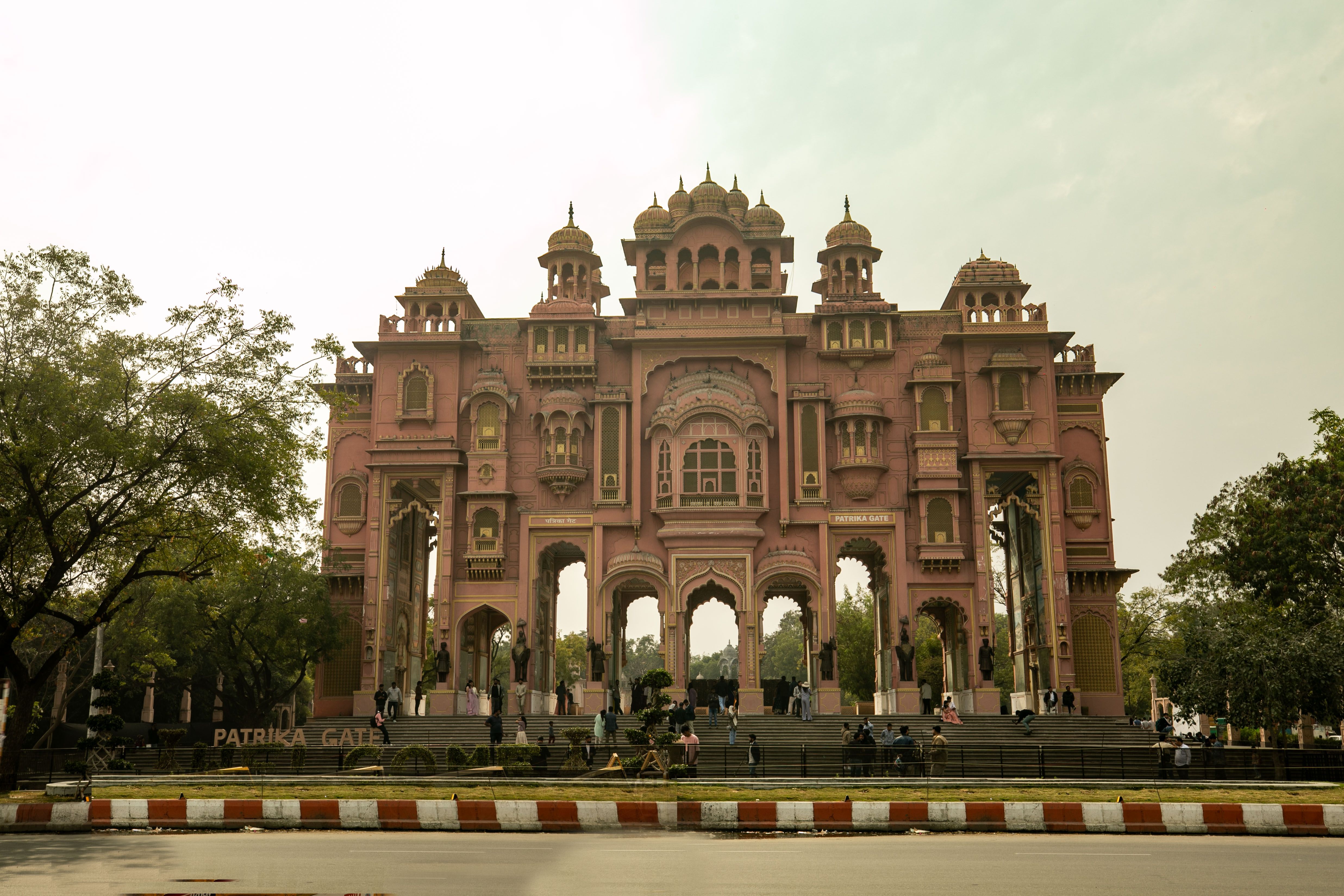 Stunning Patrika Gate in Jaipur, Rajasthan · Free Stock Photo