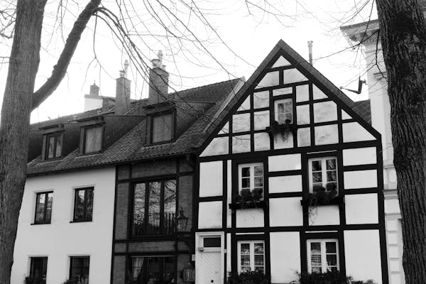 Flap House Photos, Download The BEST Free Flap House Stock Photos & HD ...