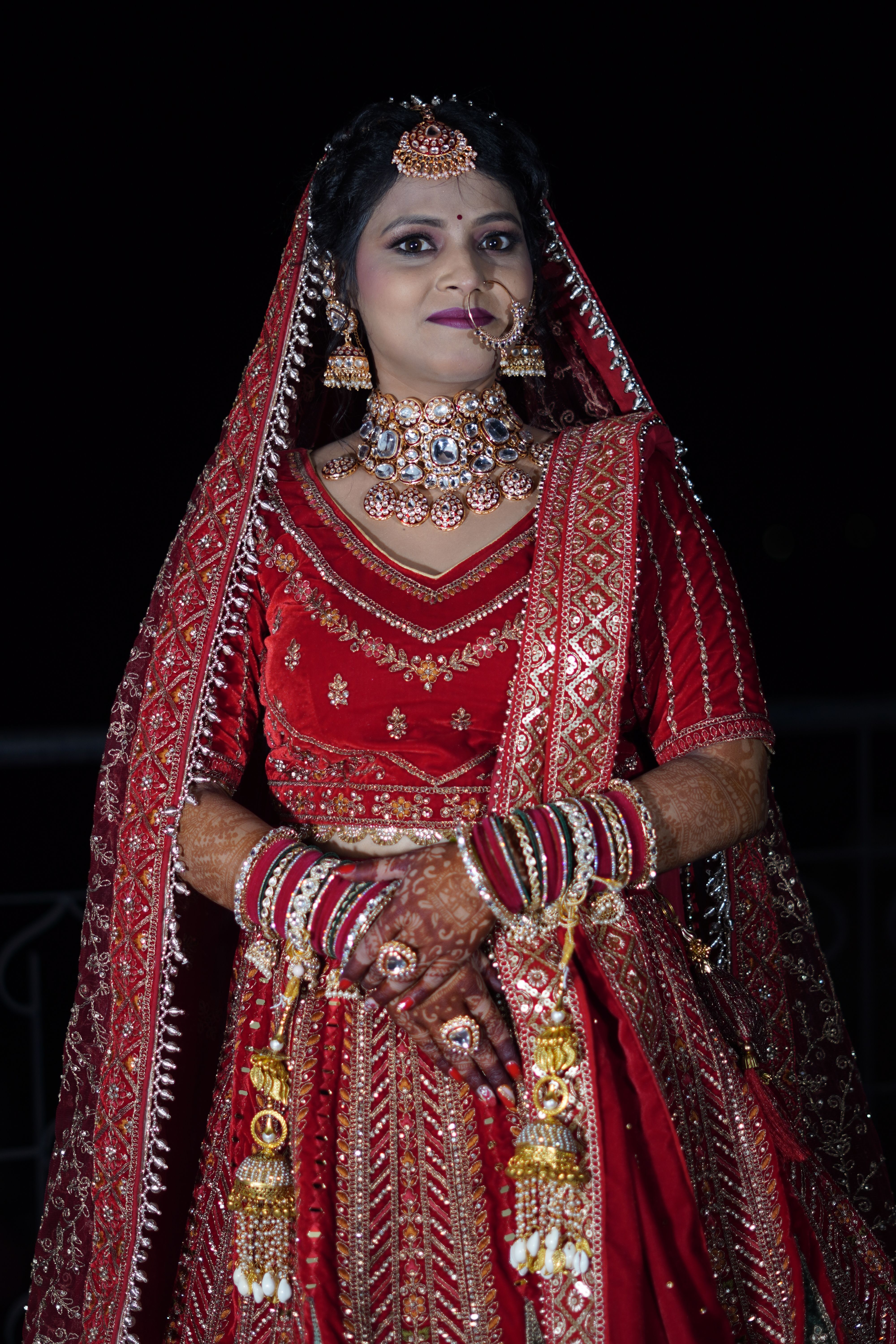 Elegant Indian Bride in Traditional Attire · Free Stock Photo
