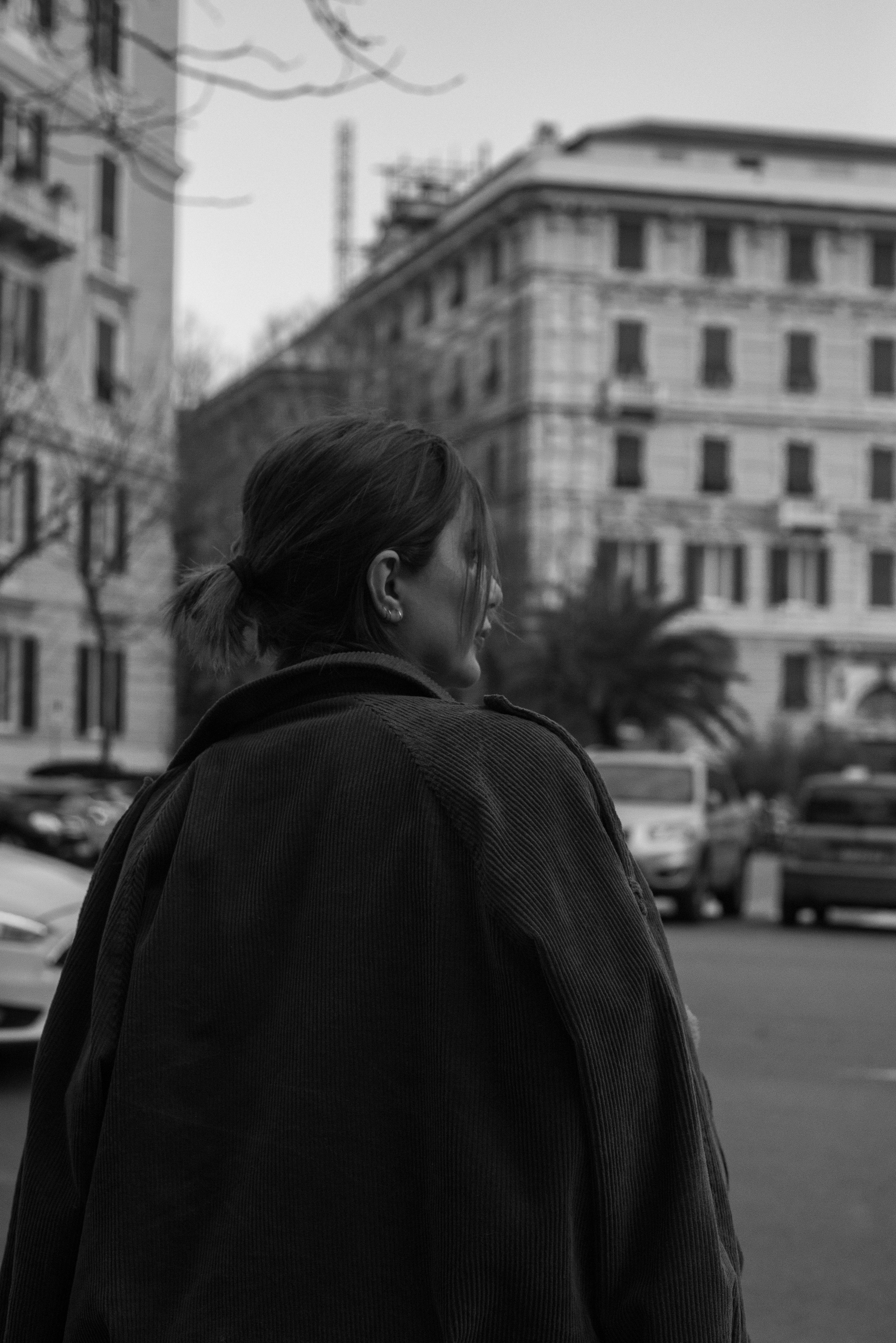 Black and White Urban Street Scene Portrait · Free Stock Photo