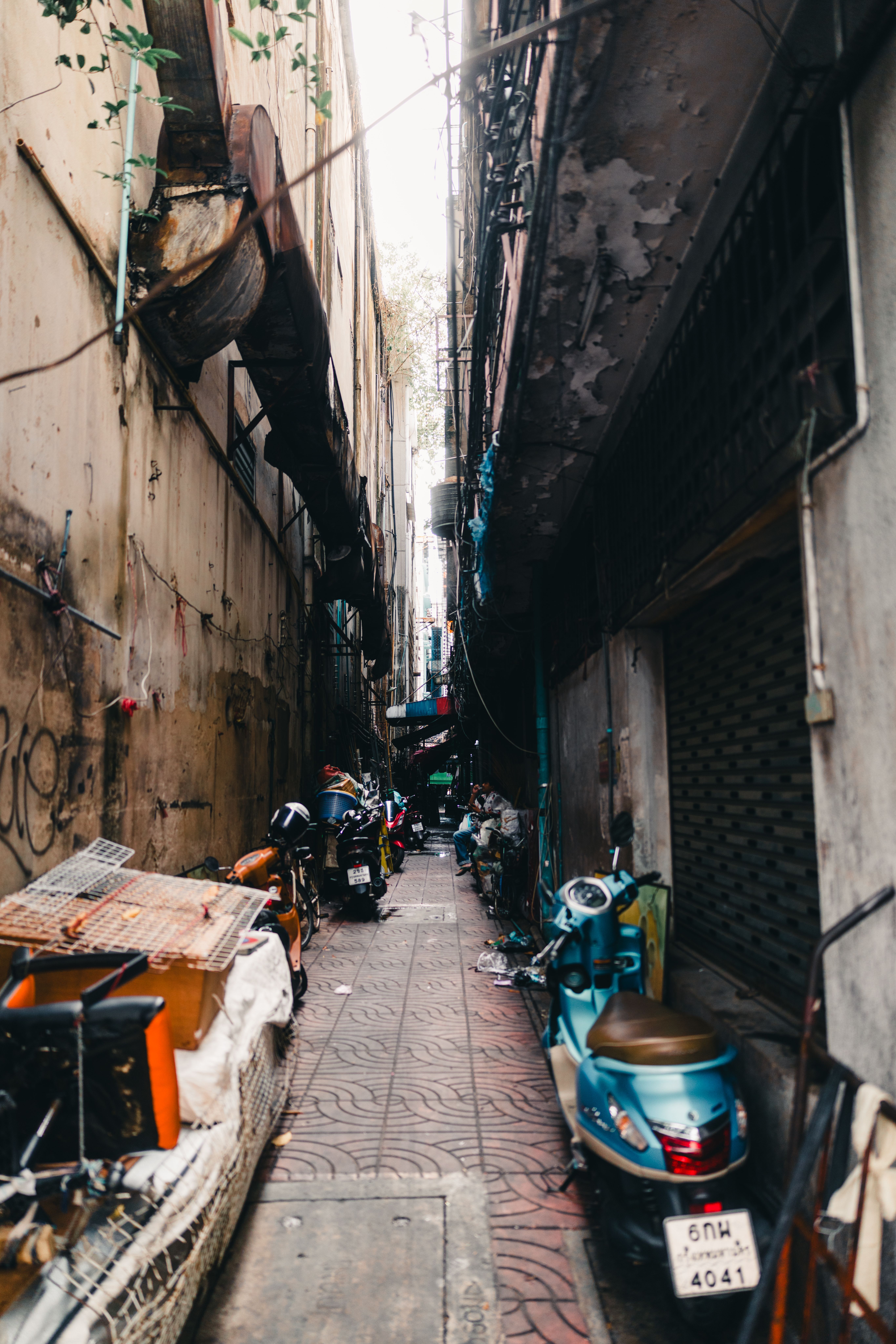 Narrow Alleyway with Motorbikes in Bangkok · Free Stock Photo
