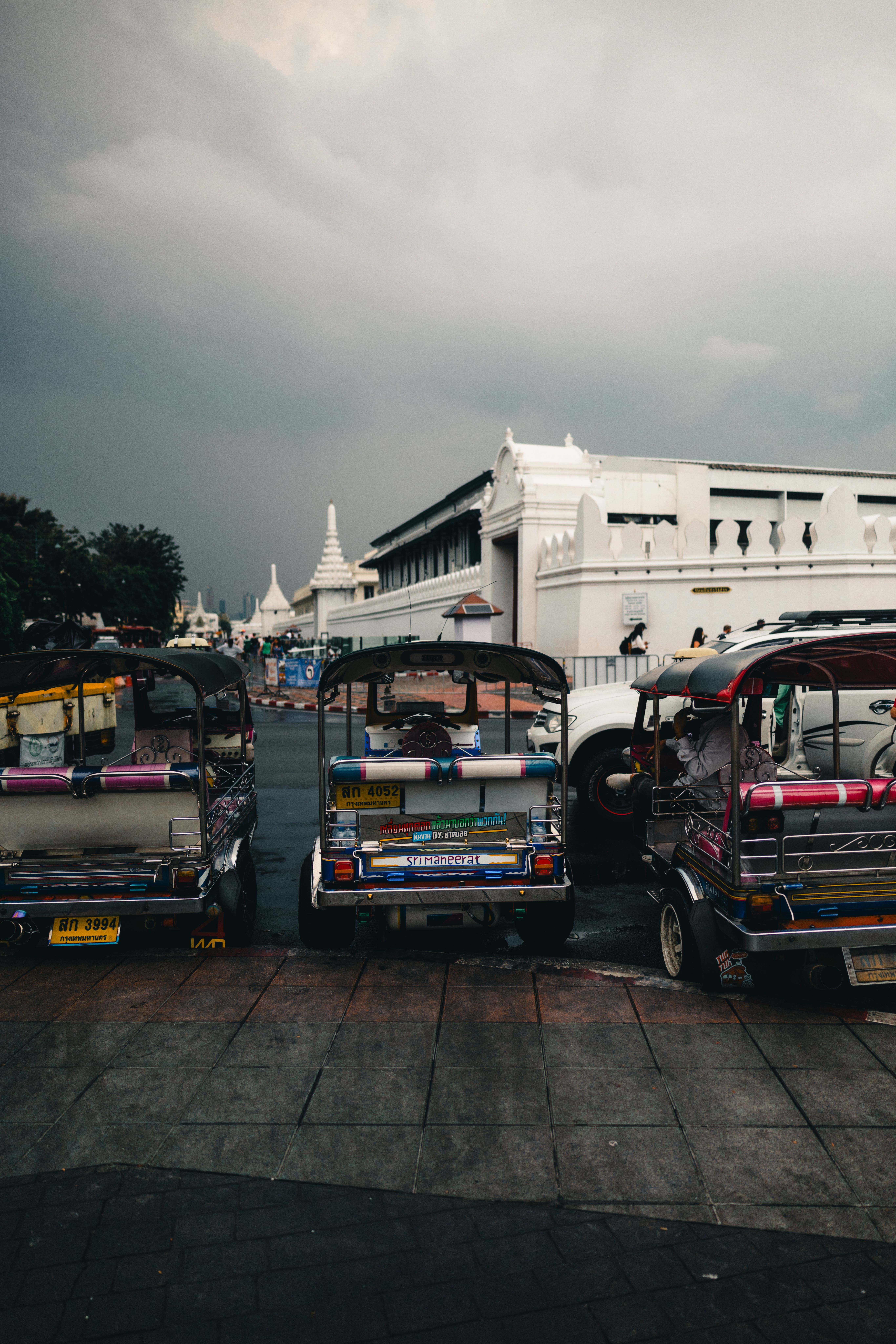 Tuk-Tuks Lined Up in Historic Bangkok · Free Stock Photo