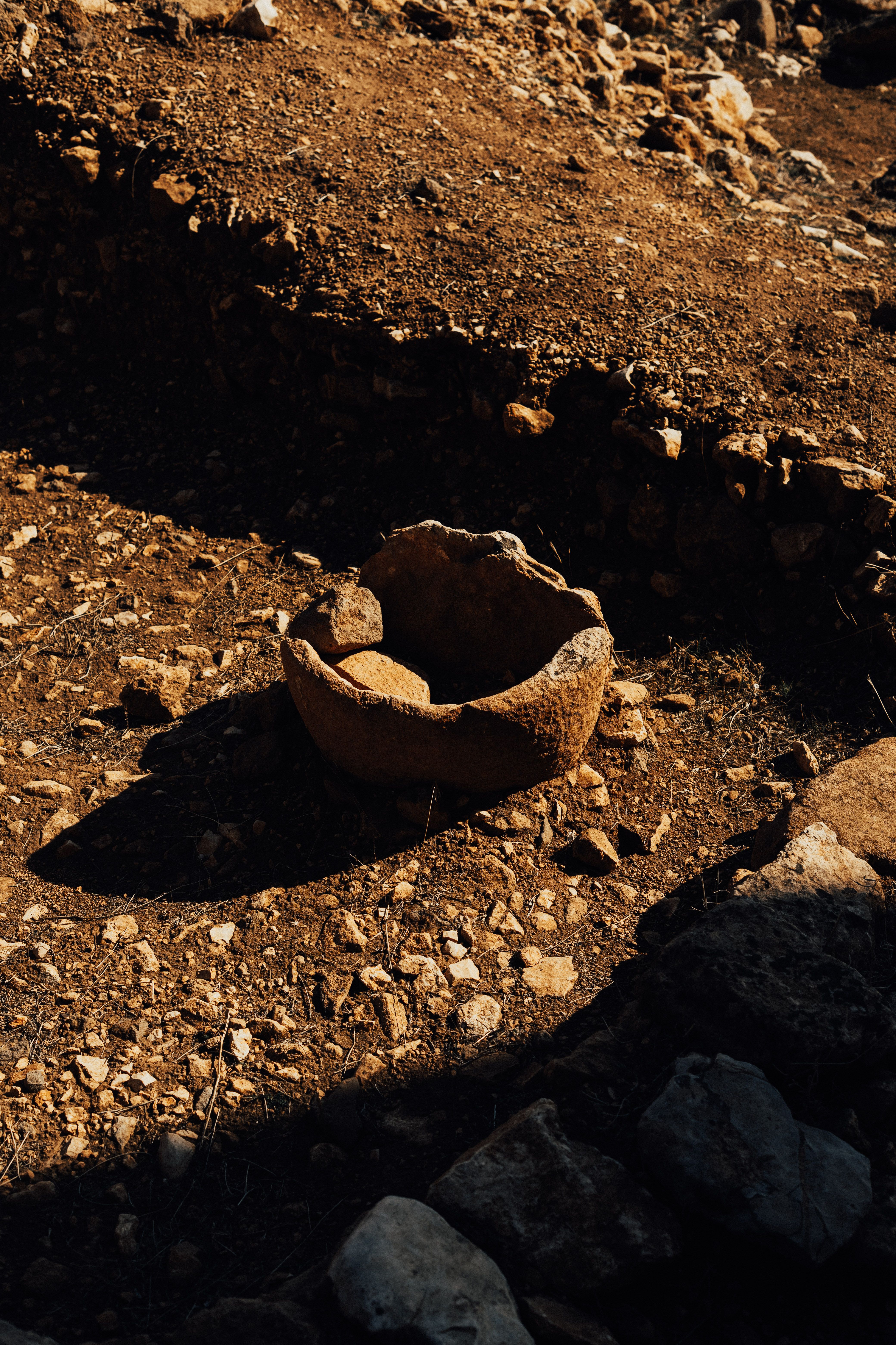 Ancient Pottery in Göbekli Tepe Archaeological Site · Free Stock Photo