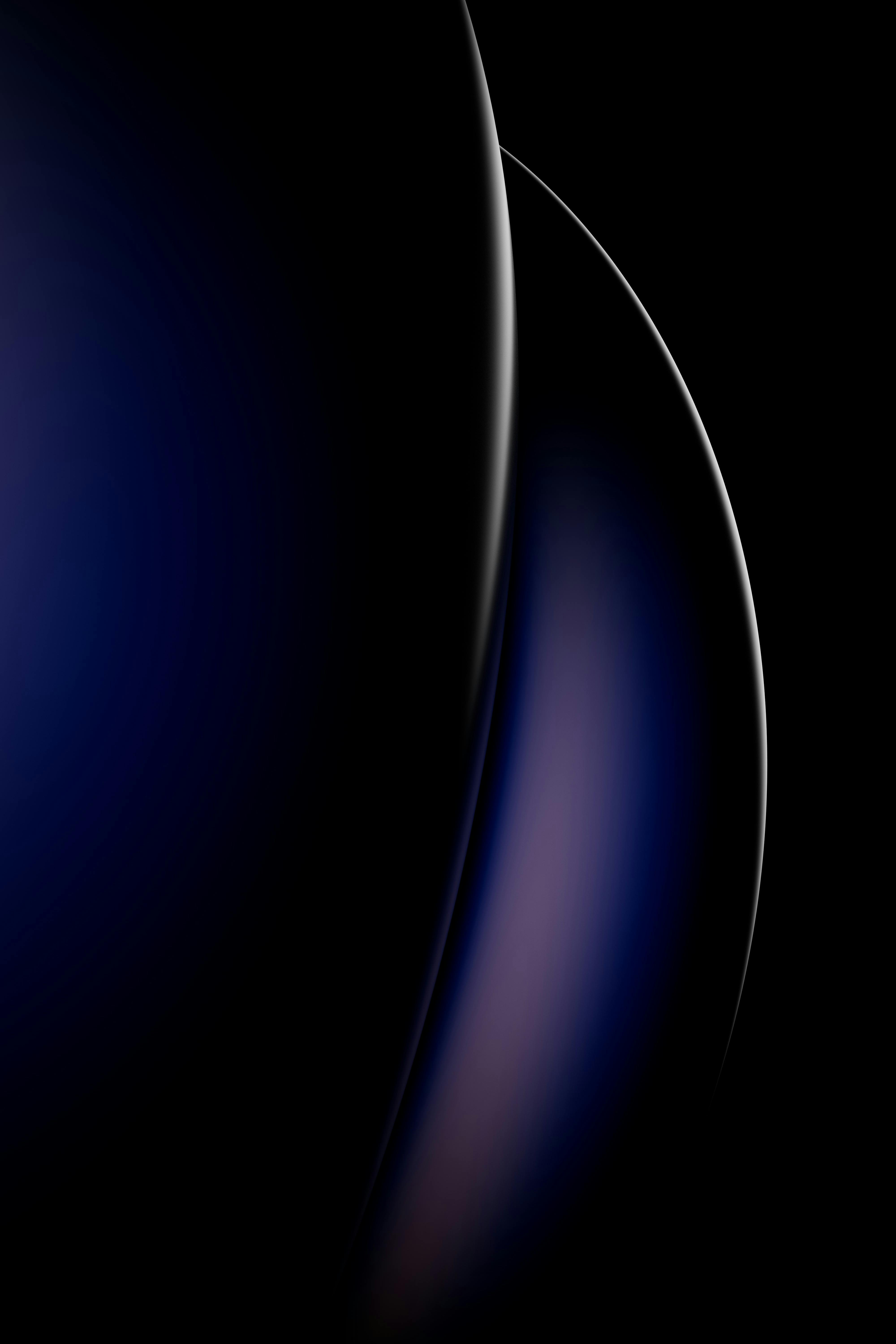 Elegant Abstract Design with Dark Blue Accents · Free Stock Photo