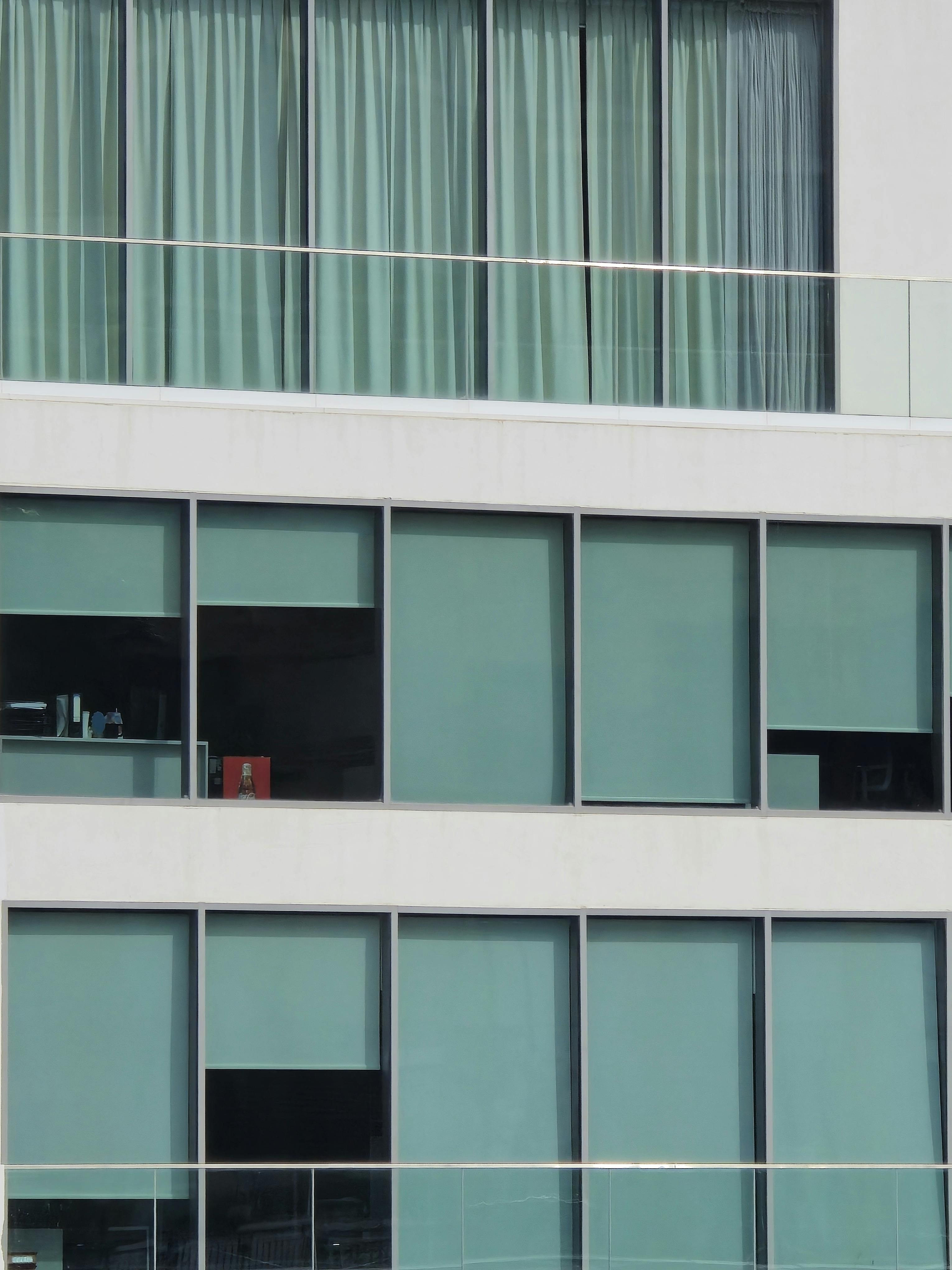 Modern Architecture Windows Facade in Dubai · Free Stock Photo