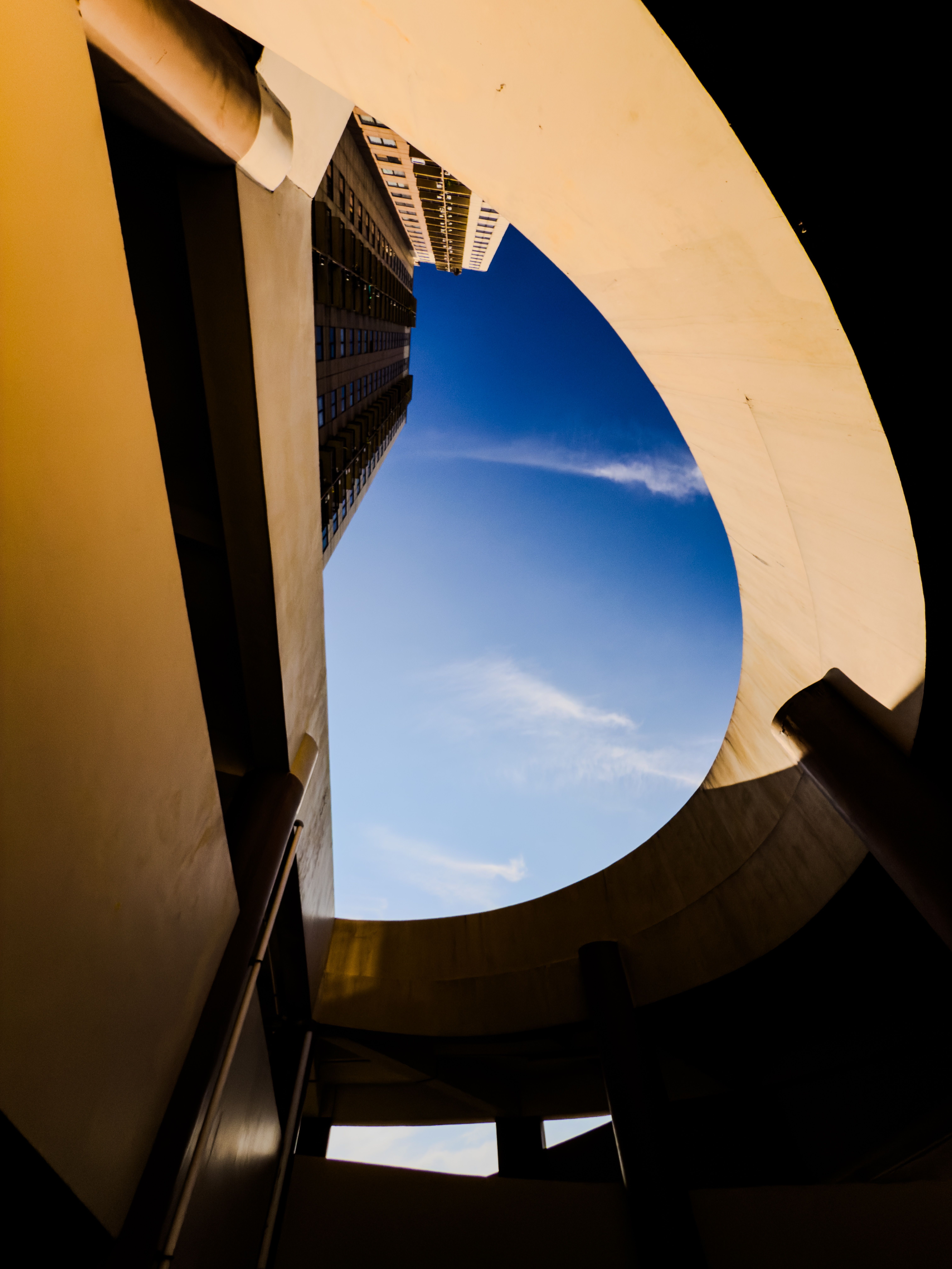 Modern Architectural View with Sky Contrast · Free Stock Photo