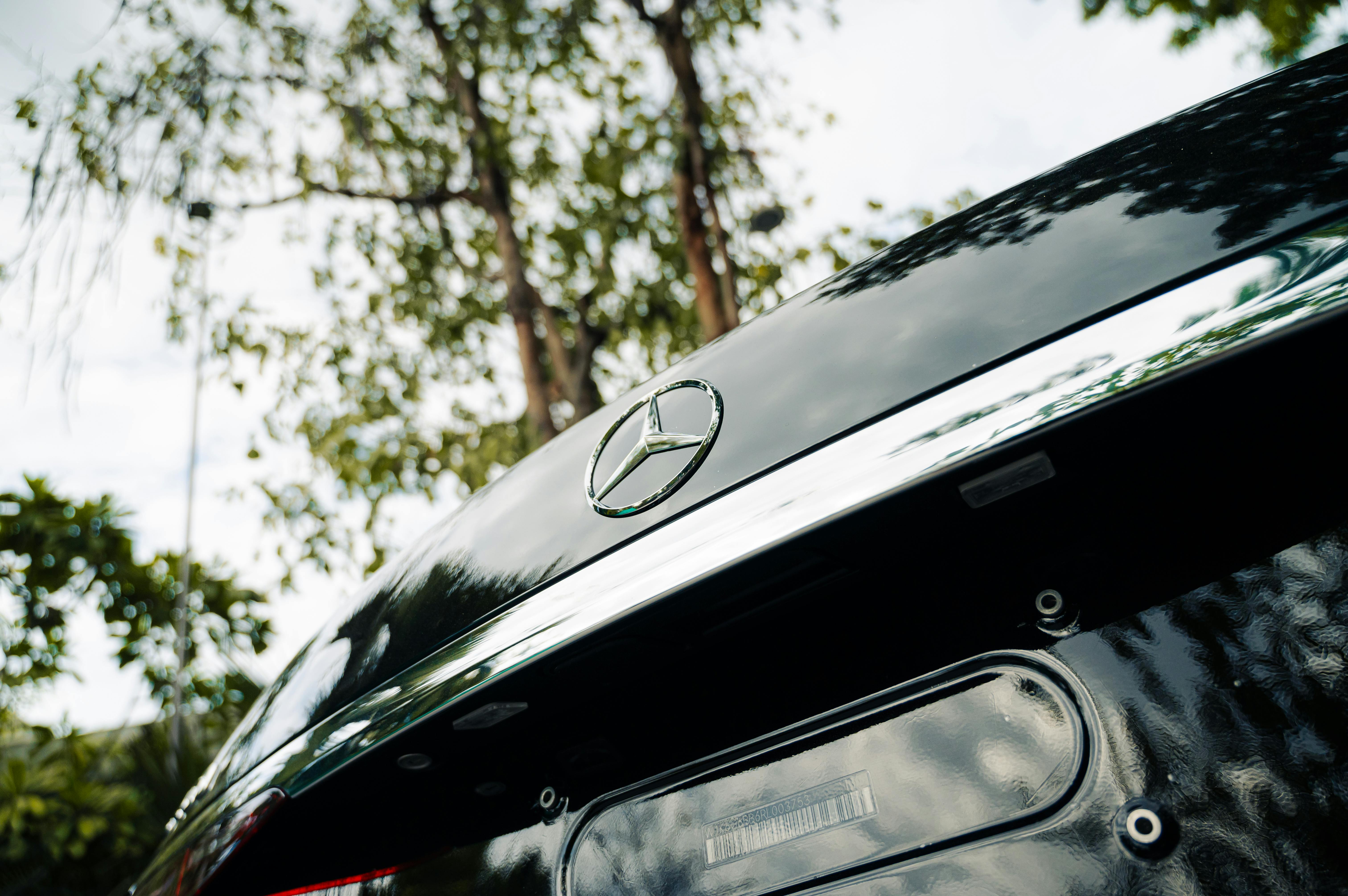 Close-up of Luxury Mercedes Benz Car Trunk · Free Stock Photo