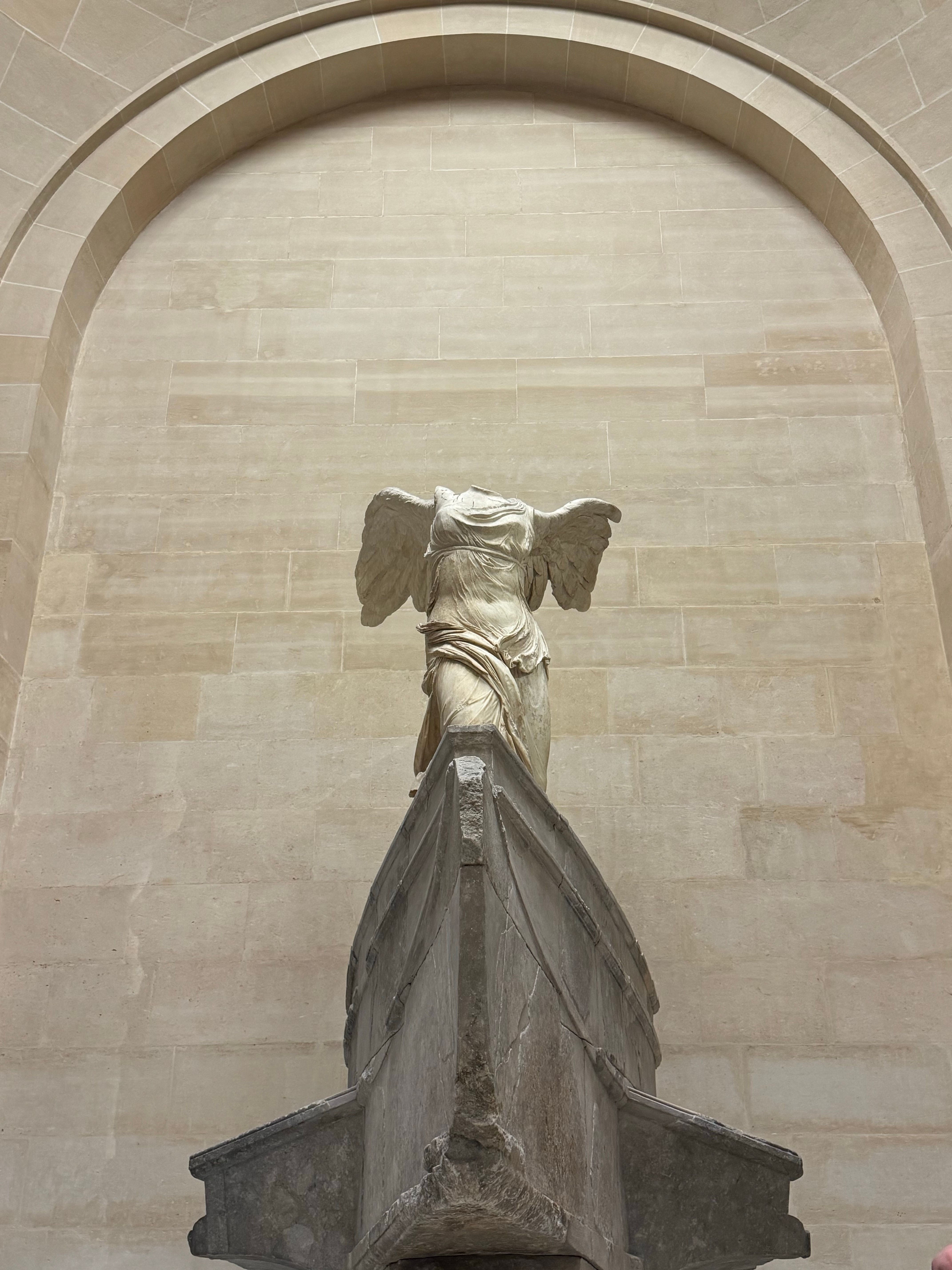 Statue of Winged Victory of Samothrace in Museum · Free Stock Photo