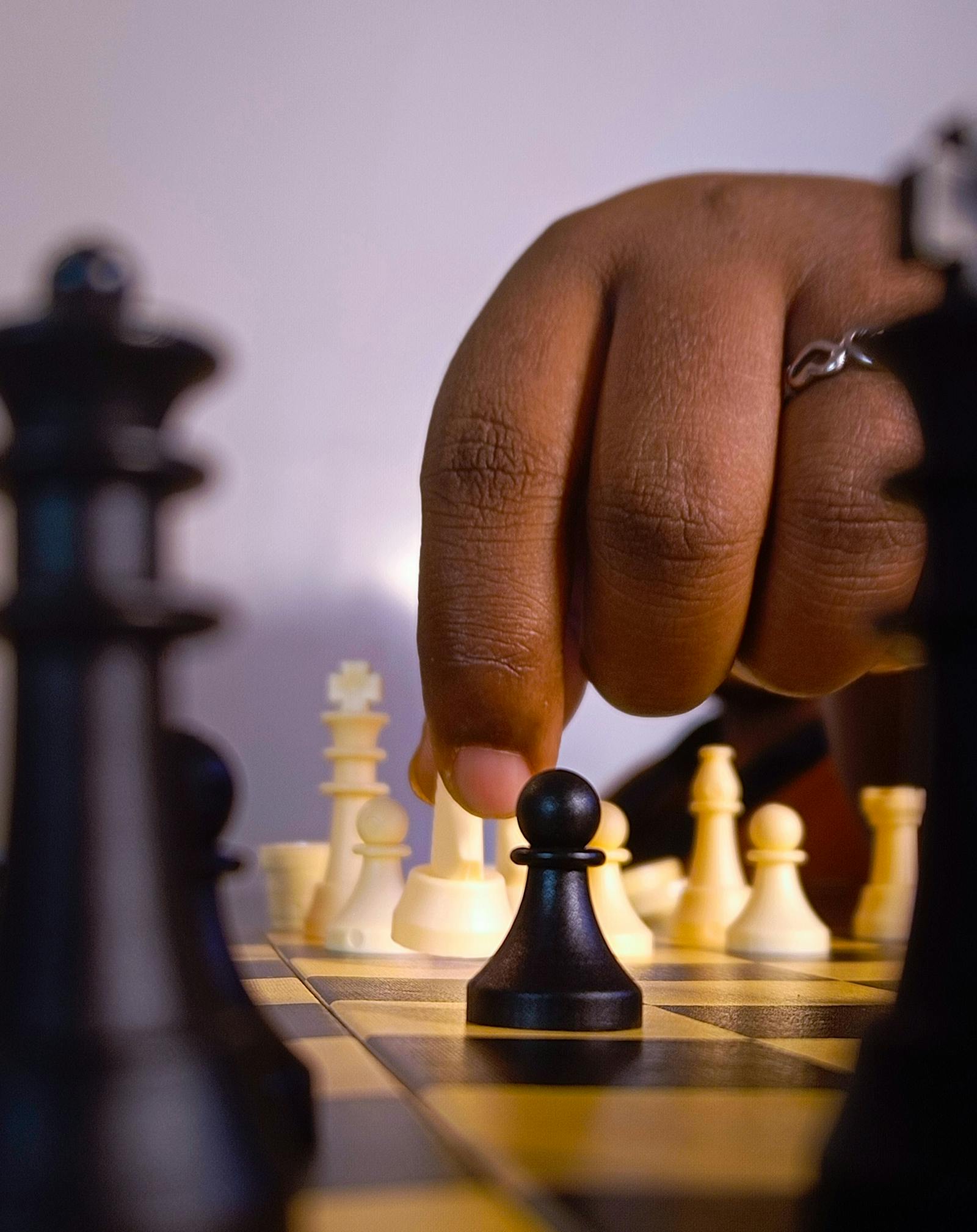 Chess Pieces Photos, Download The BEST Free Chess Pieces Stock Photos ...