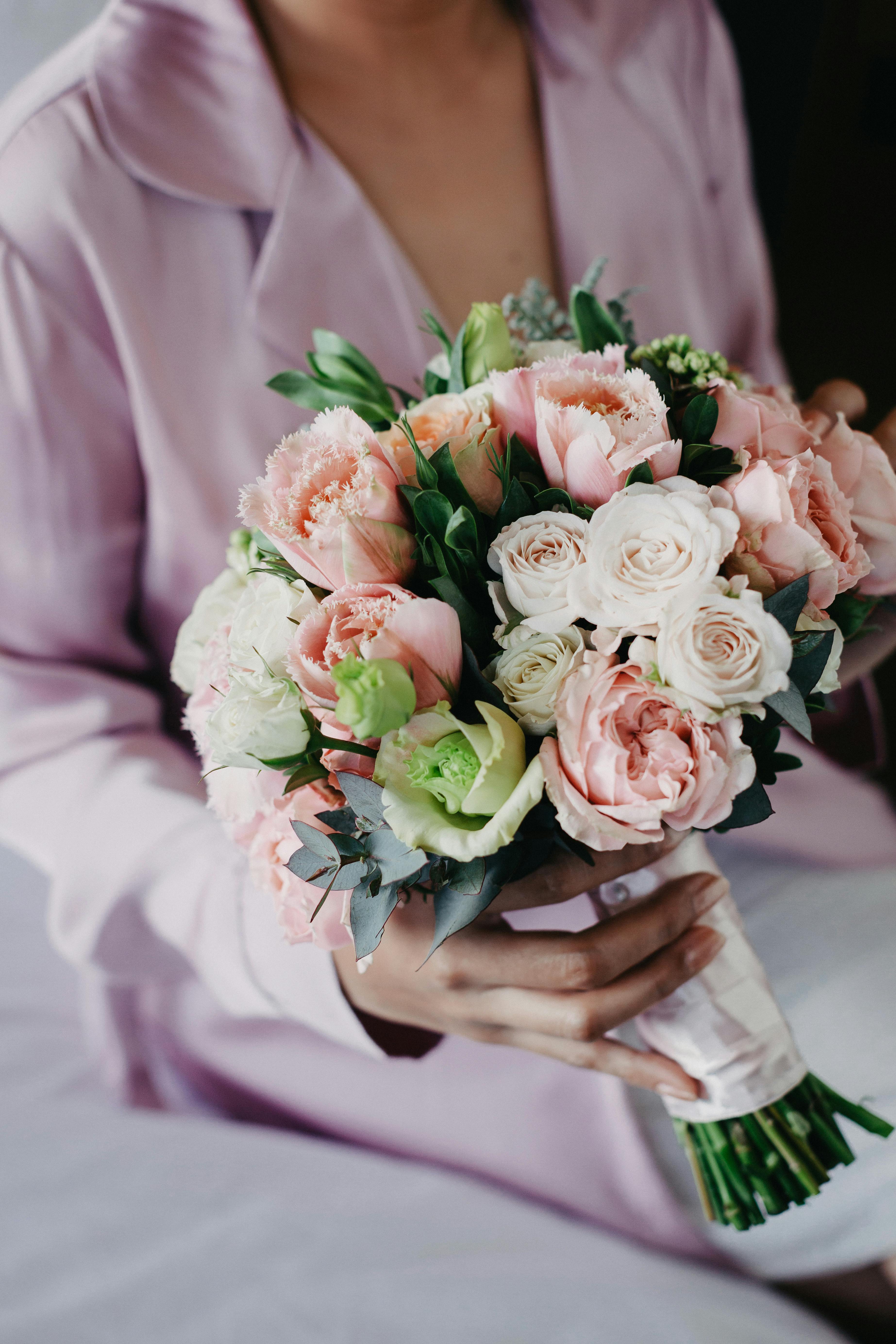Bouquet of Roses · Free Stock Photo