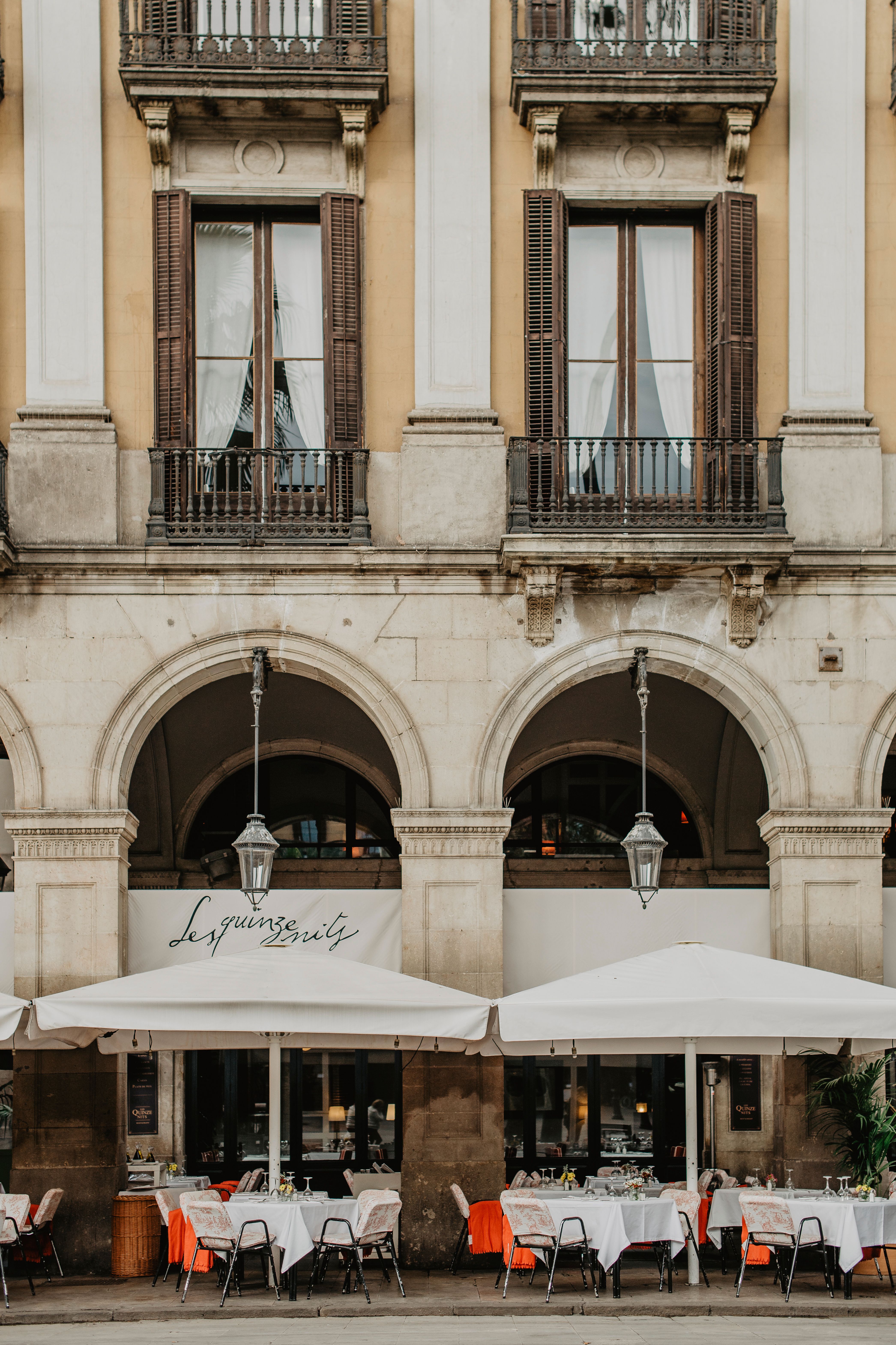 Charming Street Cafe in Historical Barcelona · Free Stock Photo