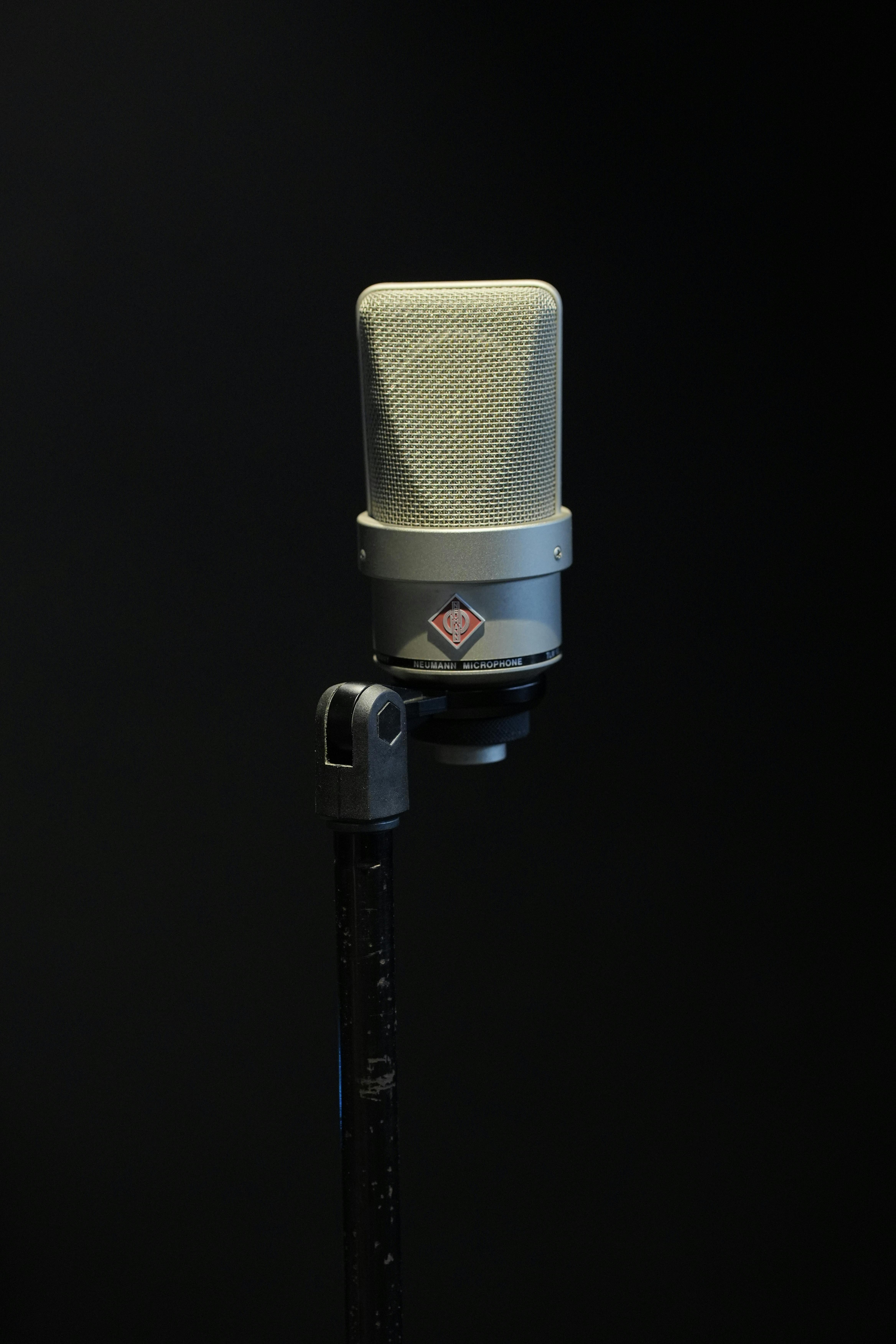Close-Up Photo of Microphone · Free Stock Photo