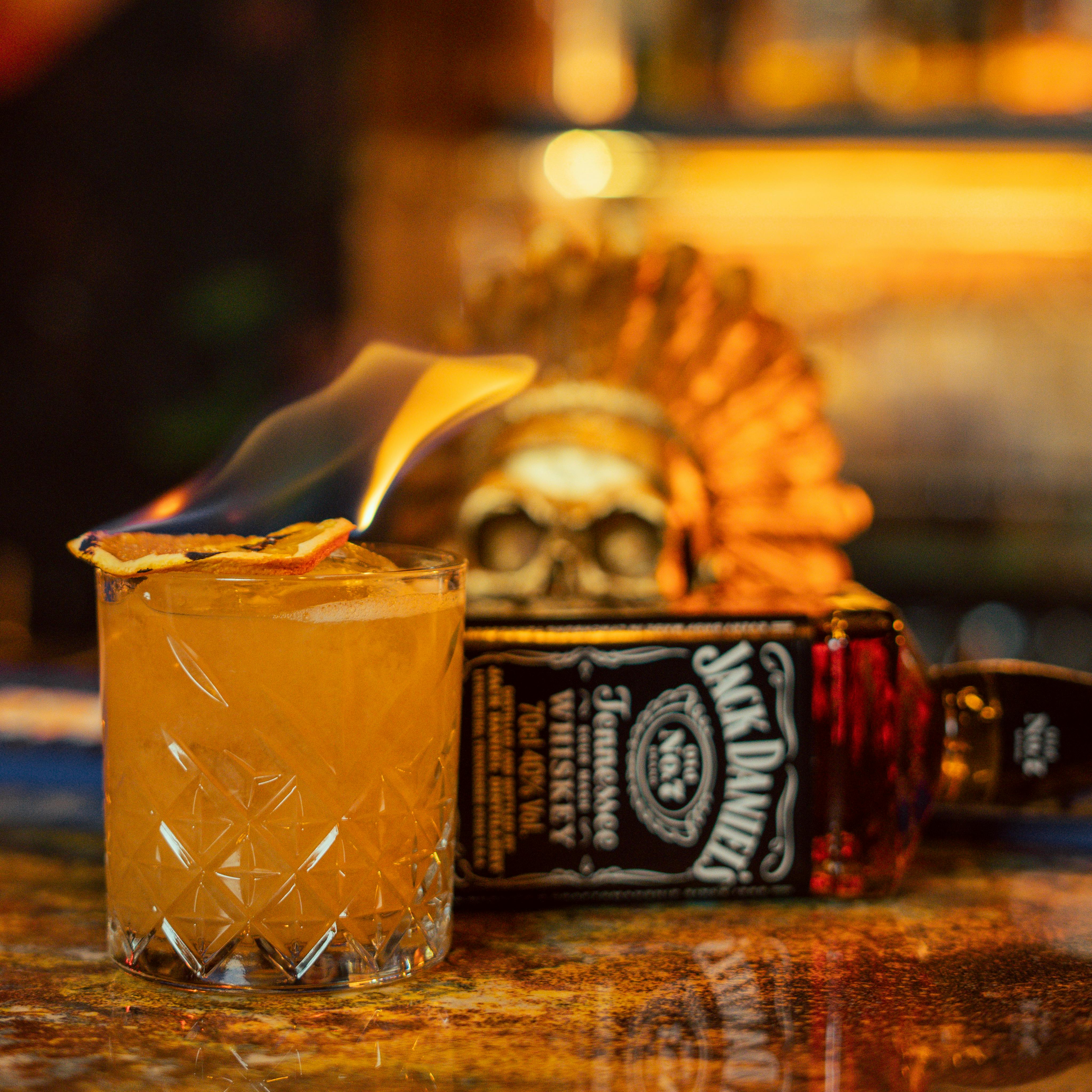 Flaming Cocktail at a Bar in Erbil · Free Stock Photo