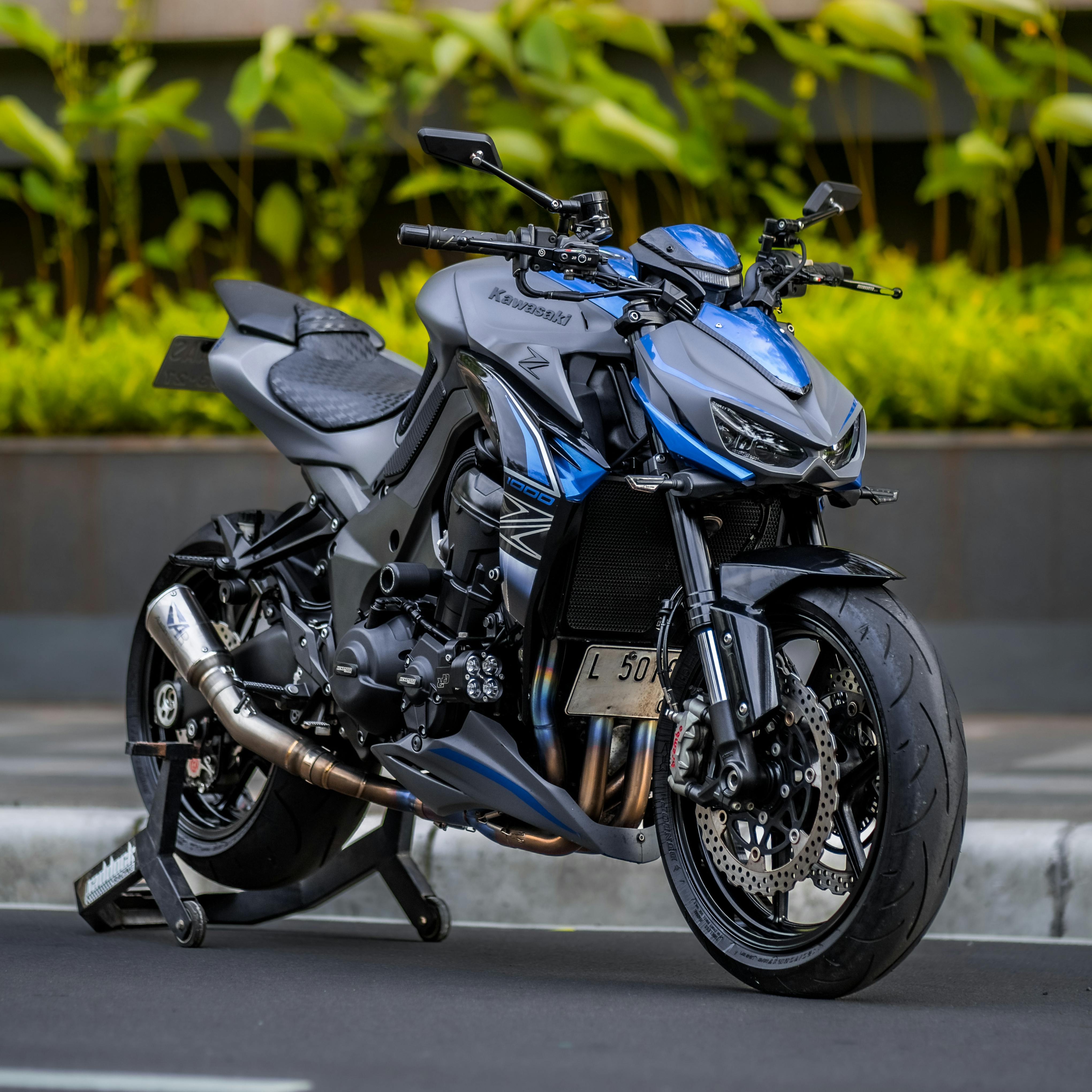 Blue Kawasaki Z1000 Motorcycle in Indonesia · Free Stock Photo