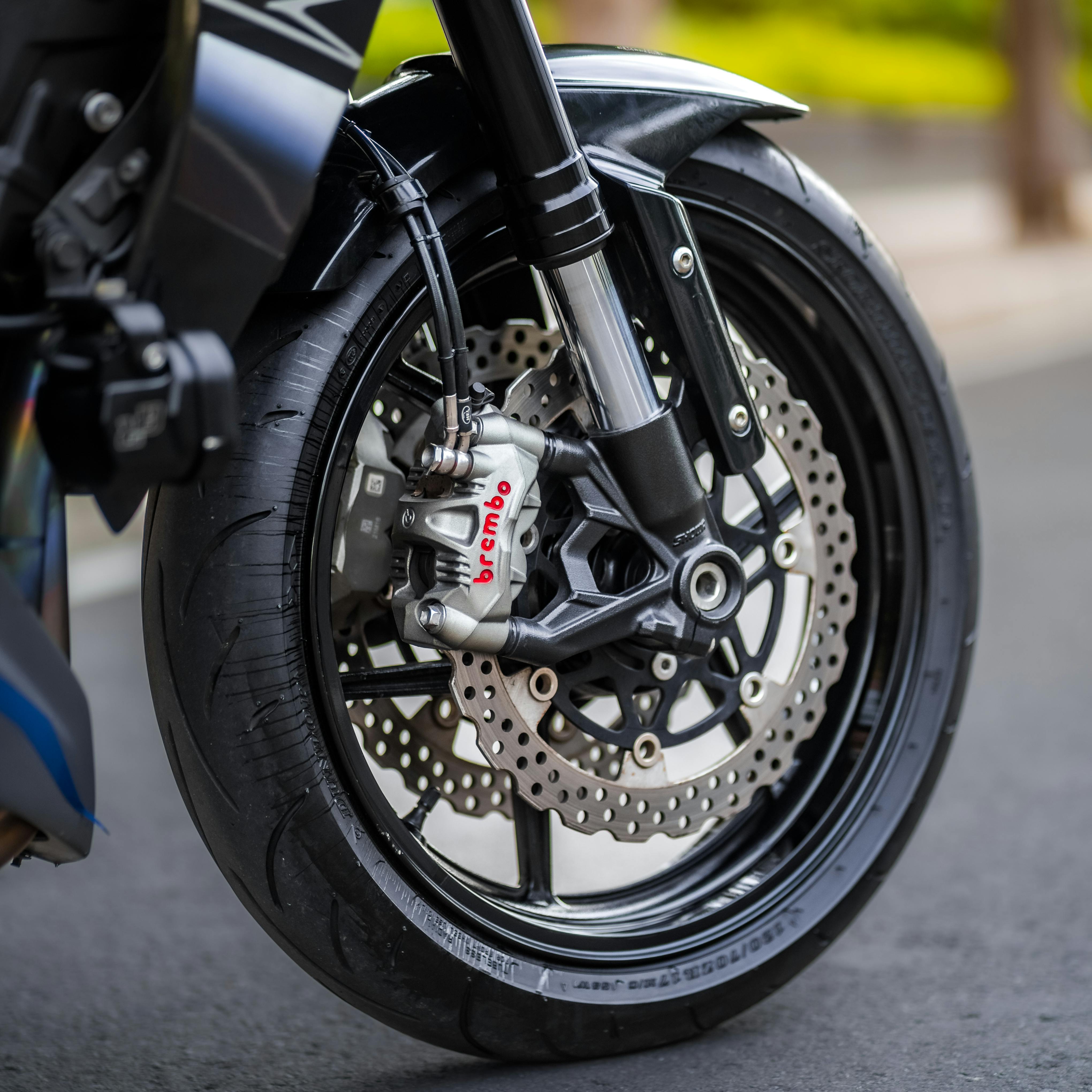 Blue Kawasaki Z1000 Motorcycle in Indonesia · Free Stock Photo