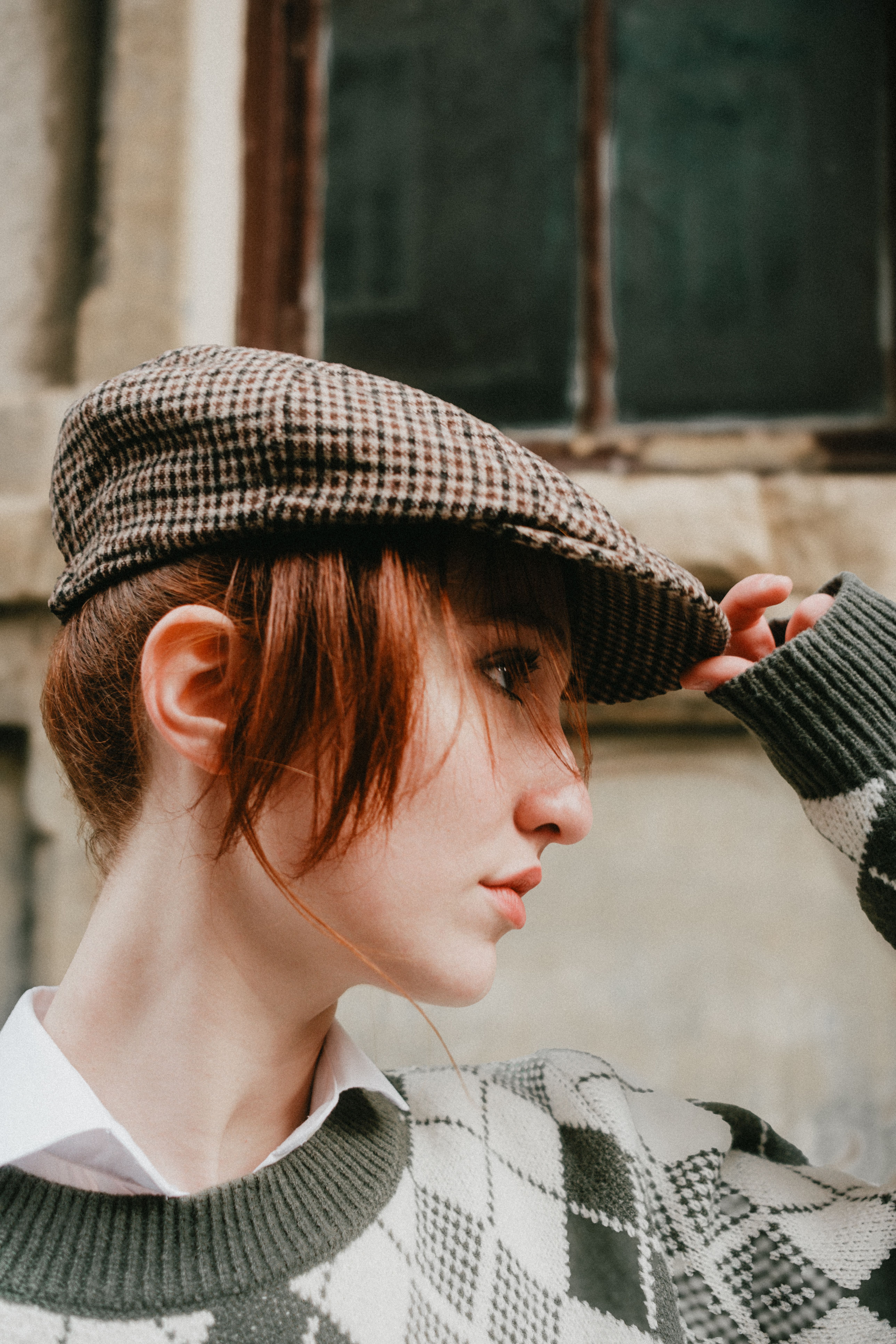 Fashionable Woman in Vintage Flat Cap Outdoors · Free Stock Photo