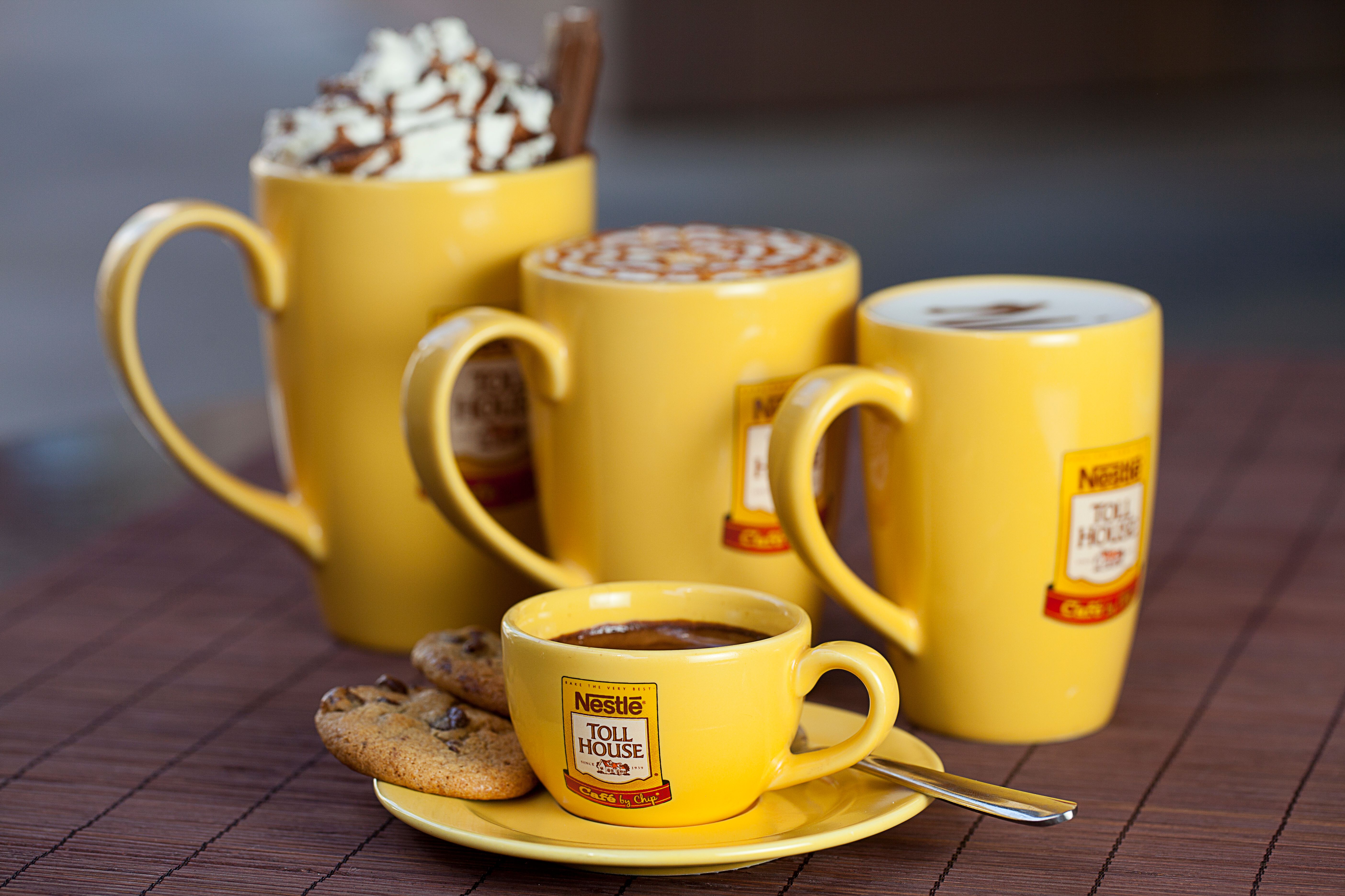 Yellow Coffee Mugs with Hot Beverages and Cookies · Free Stock Photo