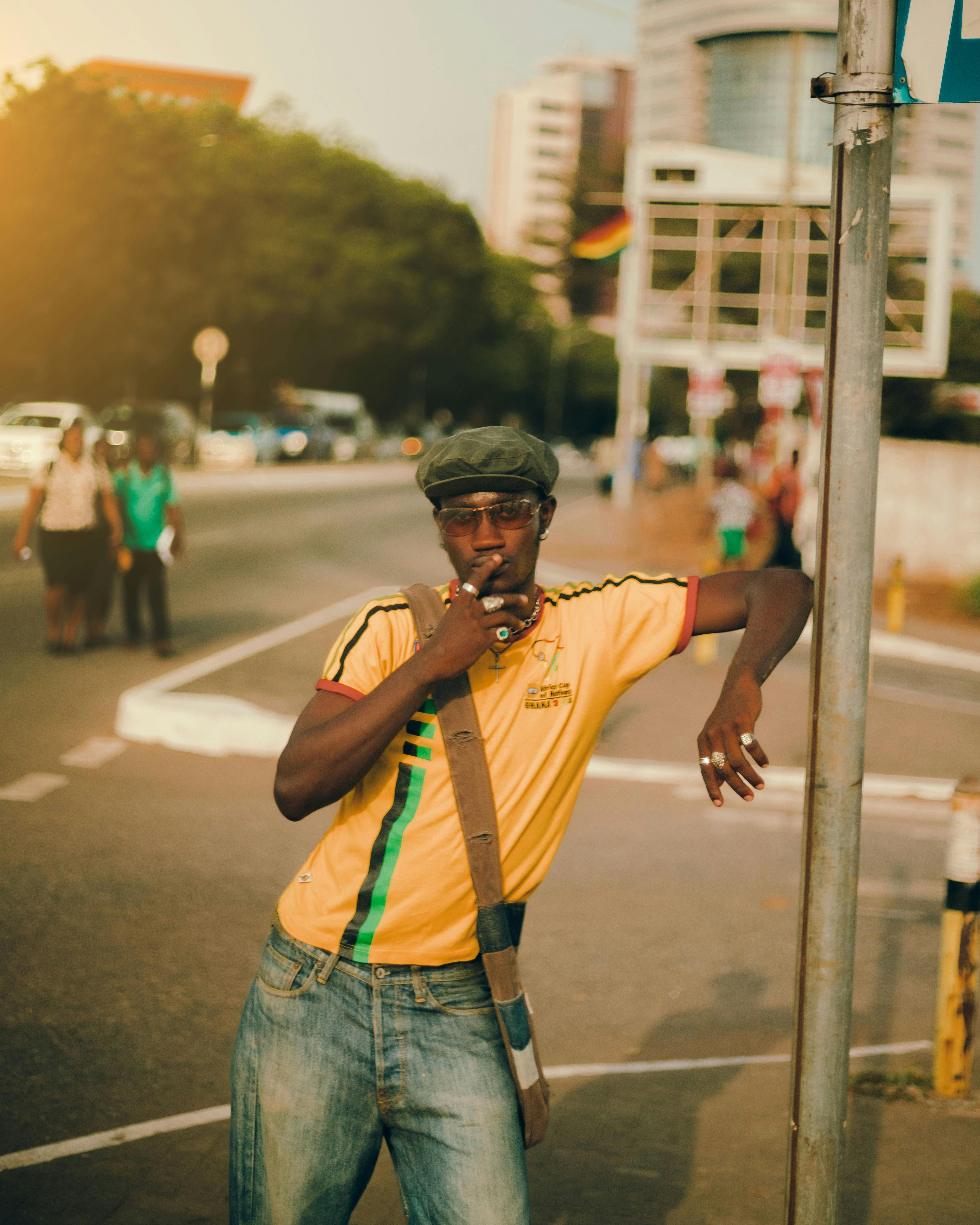 Casual Urban Portrait in Gabaldon · Free Stock Photo