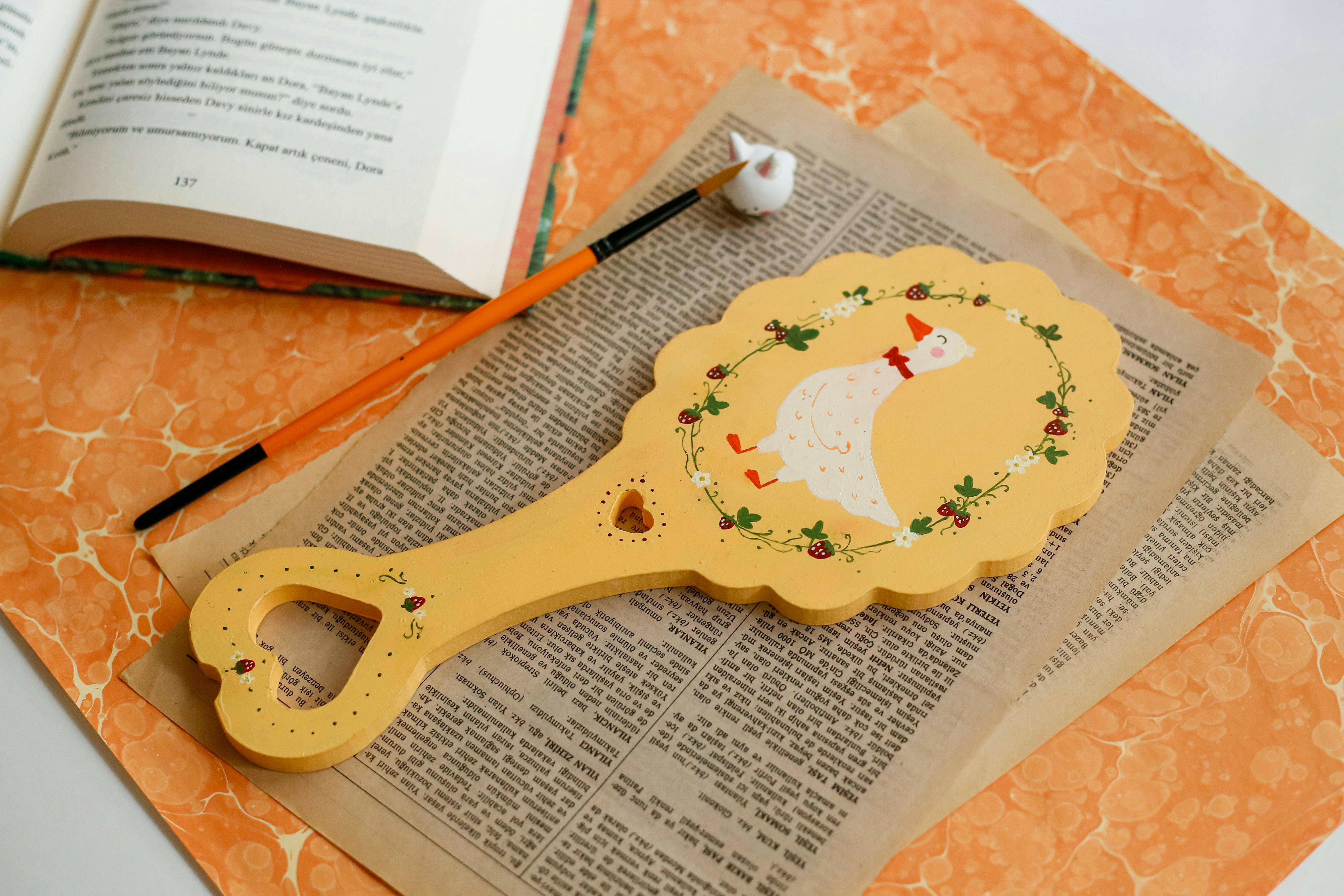 Crafts Paper Photos, Download The BEST Free Crafts Paper Stock Photos ...