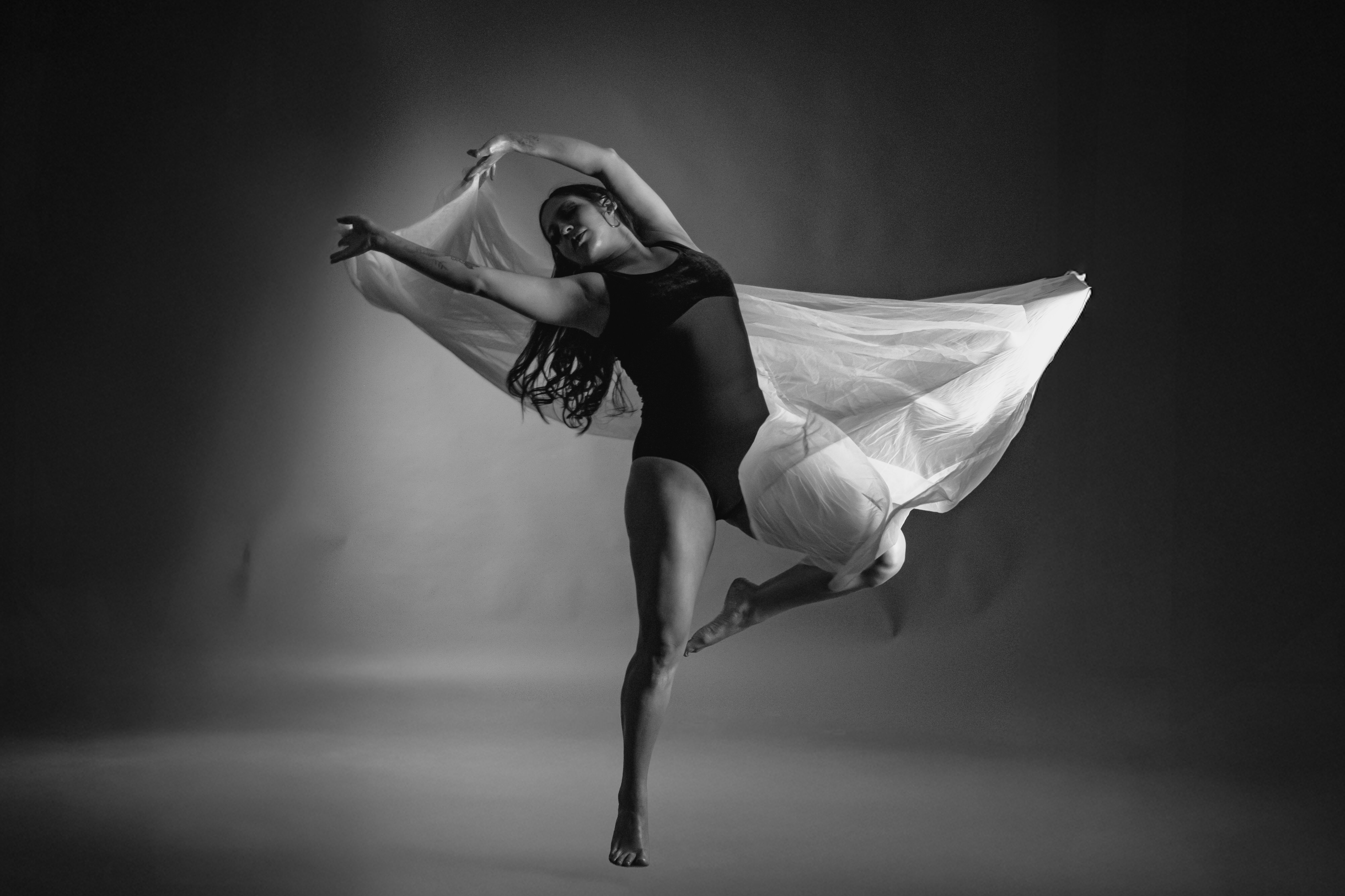 Line Of Motion Photos, Download The BEST Free Line Of Motion Stock ...