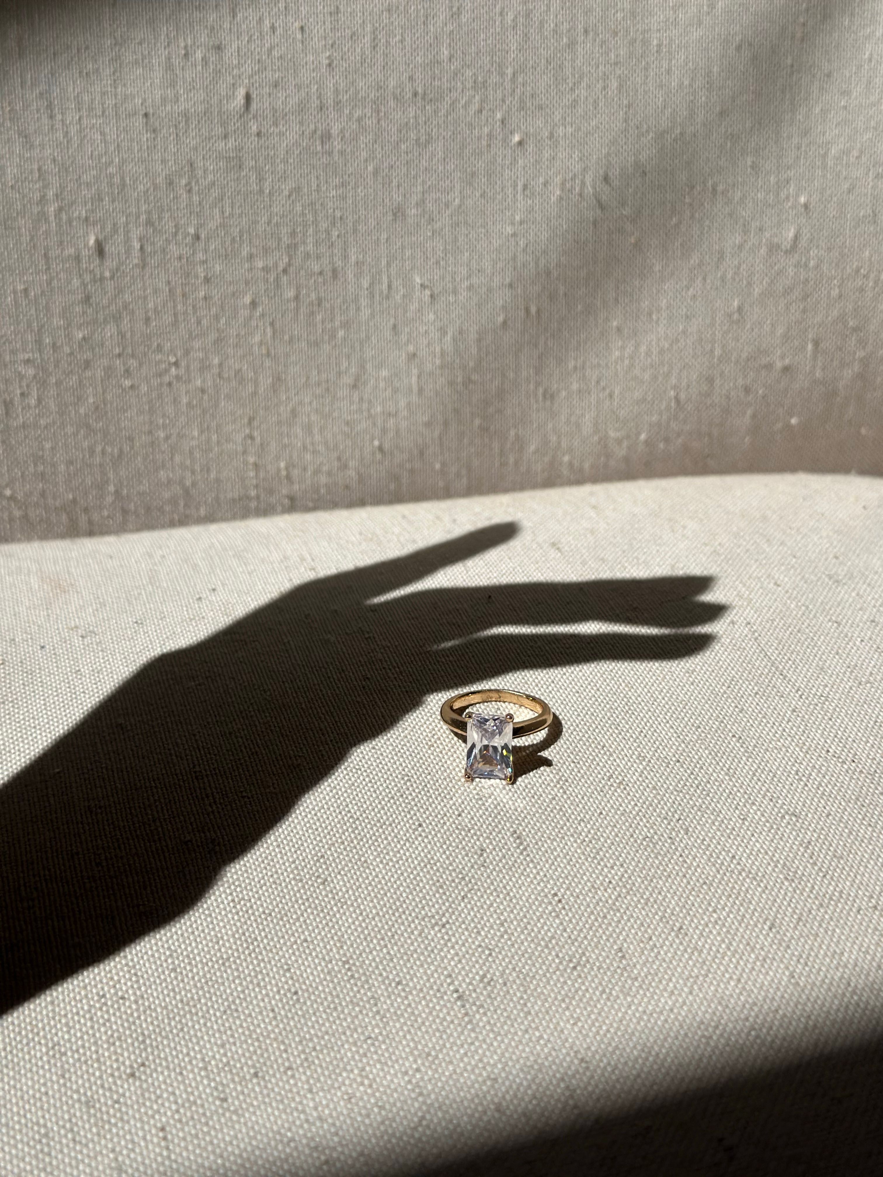 Minimalist Ring with Elegant Shadow in Sunlight · Free Stock Photo