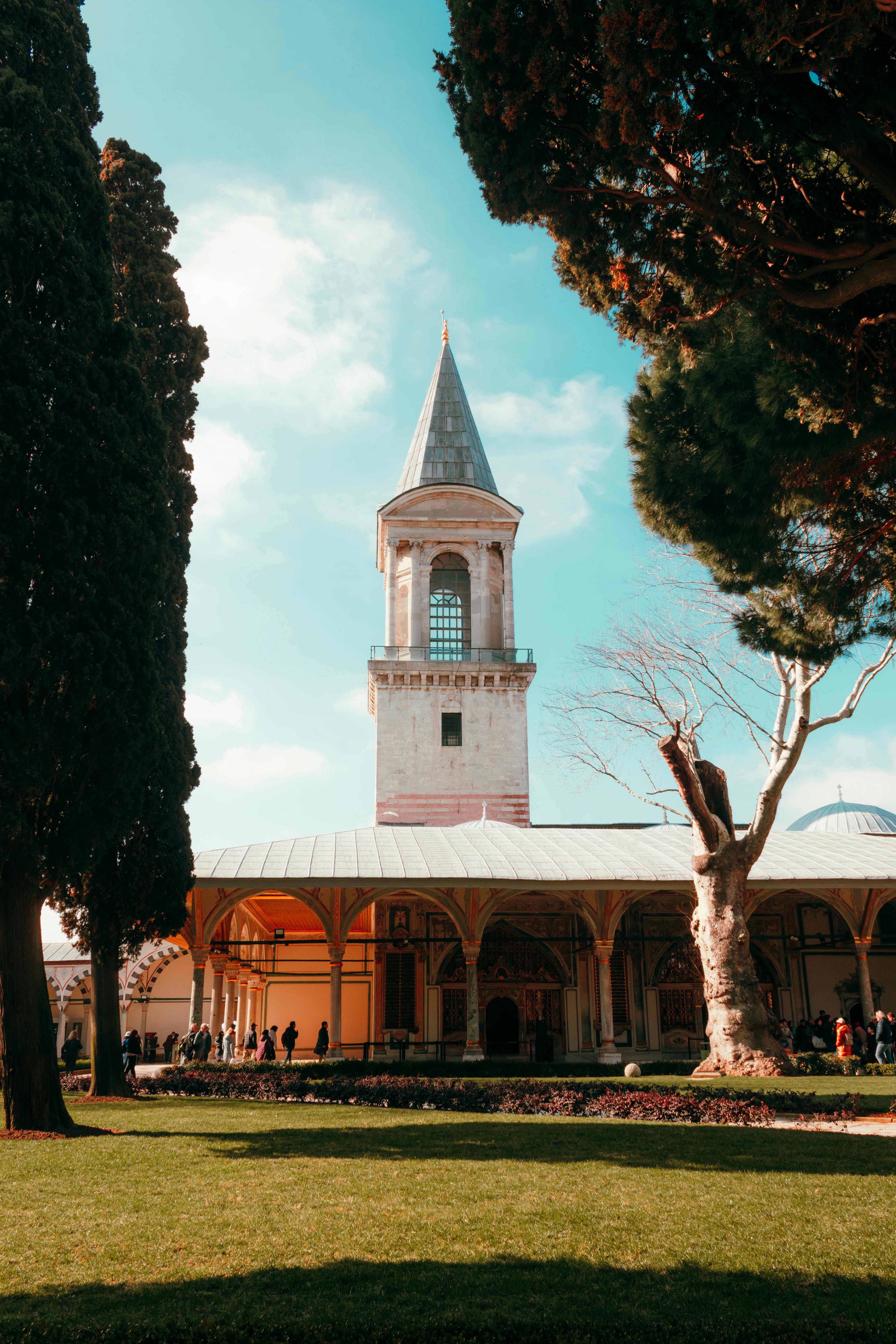 Topkapi Palace Tower in Spring, İstanbul · Free Stock Photo