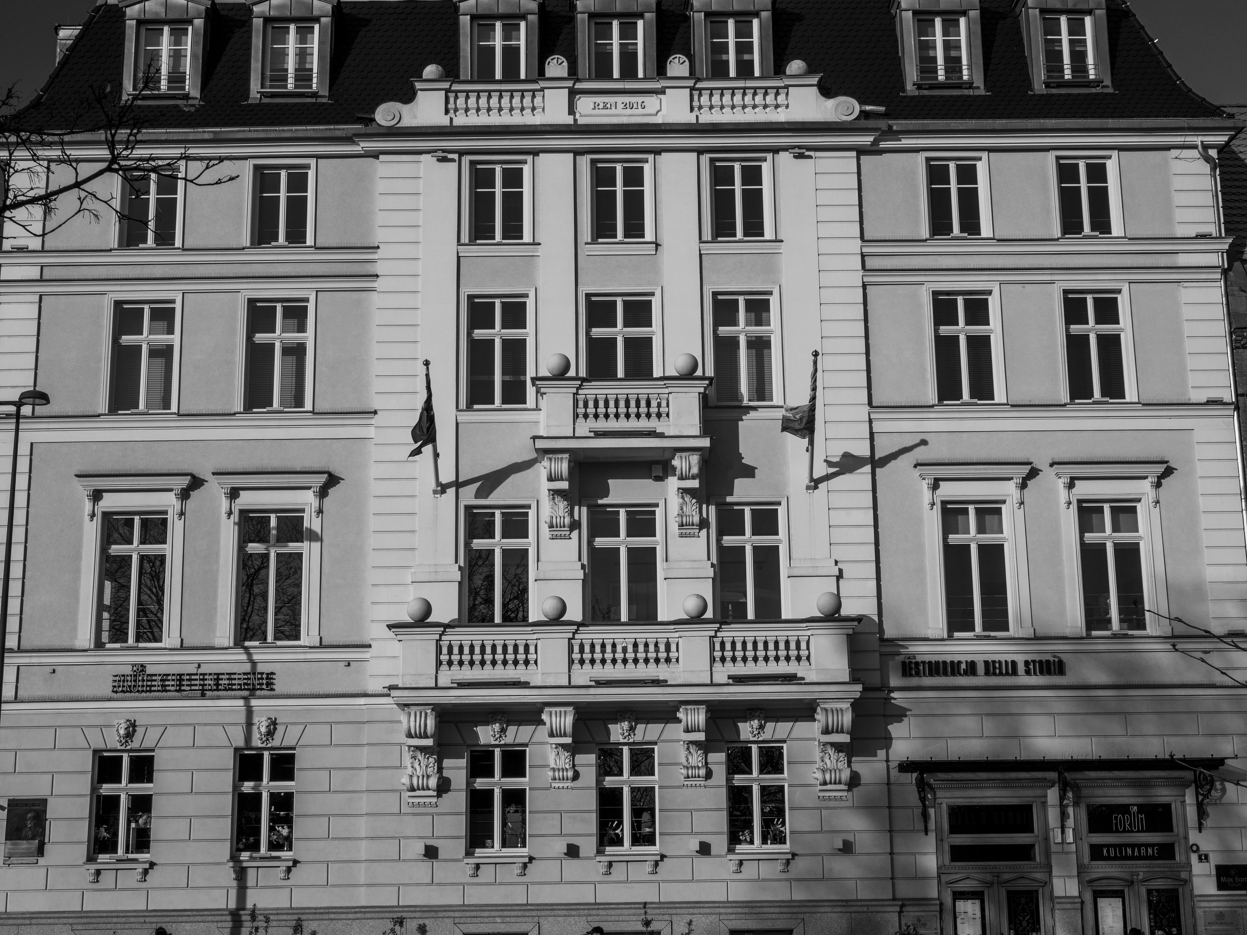 Classic European Architecture in Monochrome · Free Stock Photo
