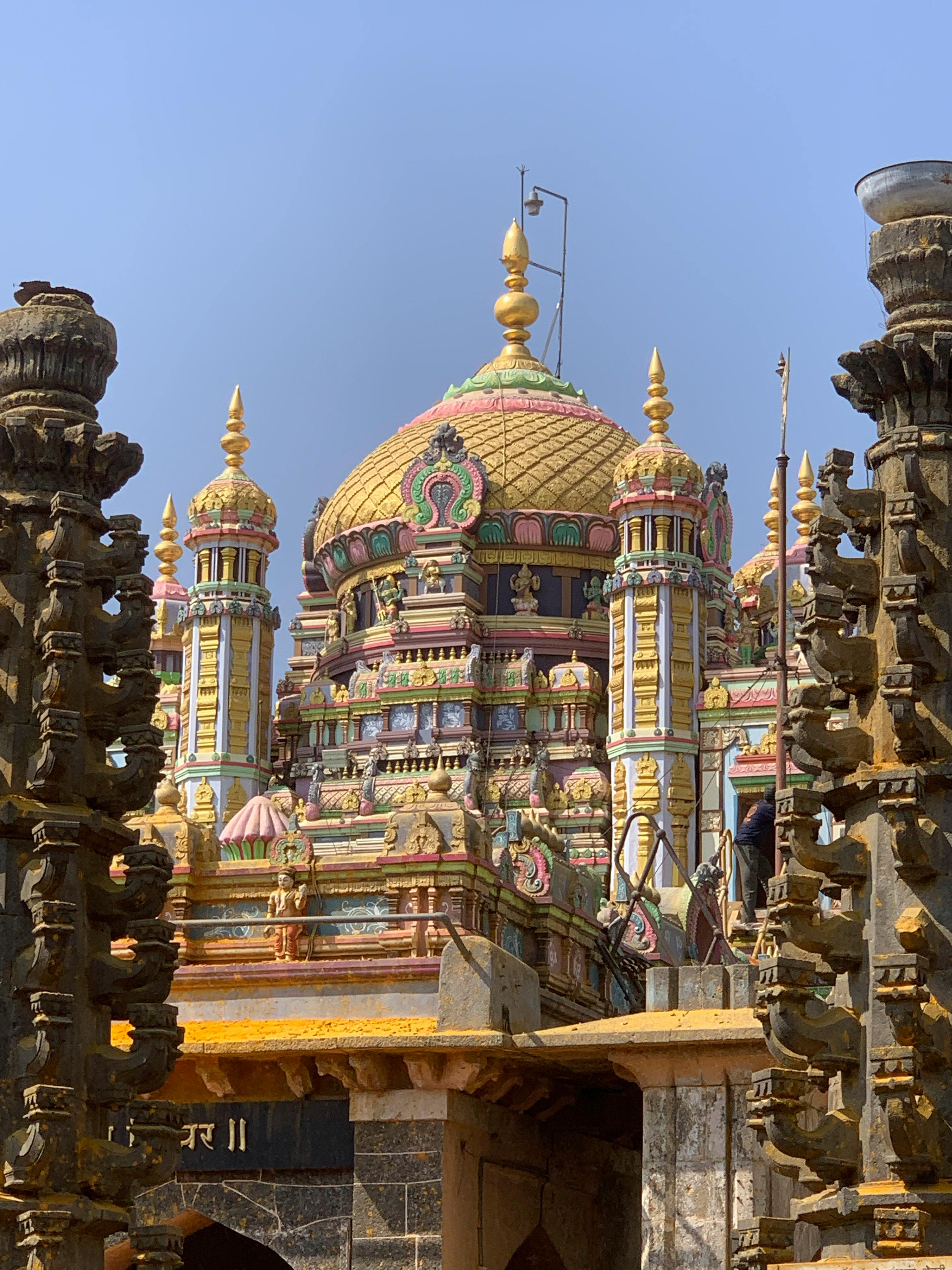 Vibrant and Intricate Indian Temple Architecture · Free Stock Photo