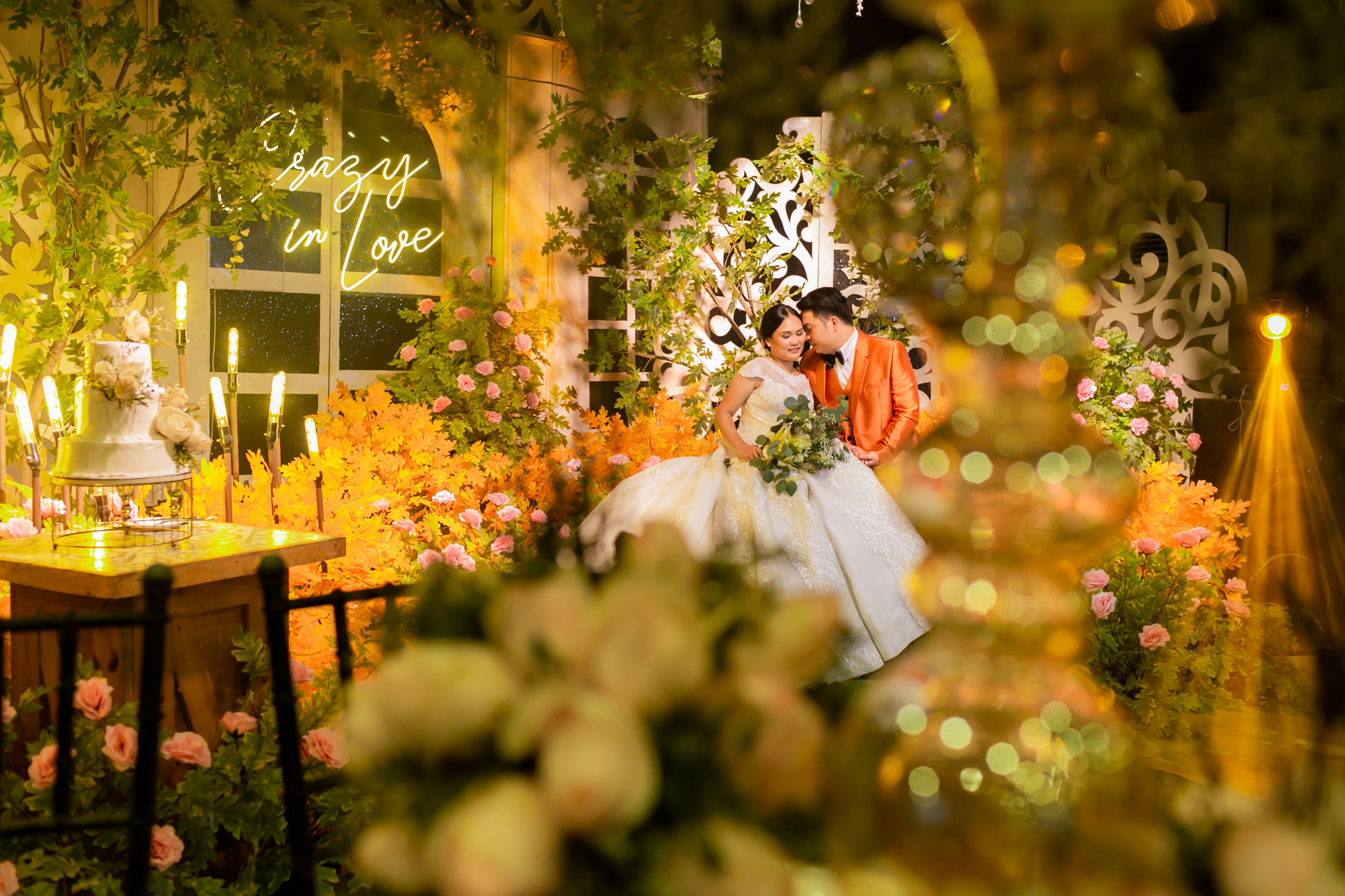Romantic Wedding Couple in Luxurious Decor Setting · Free Stock Photo