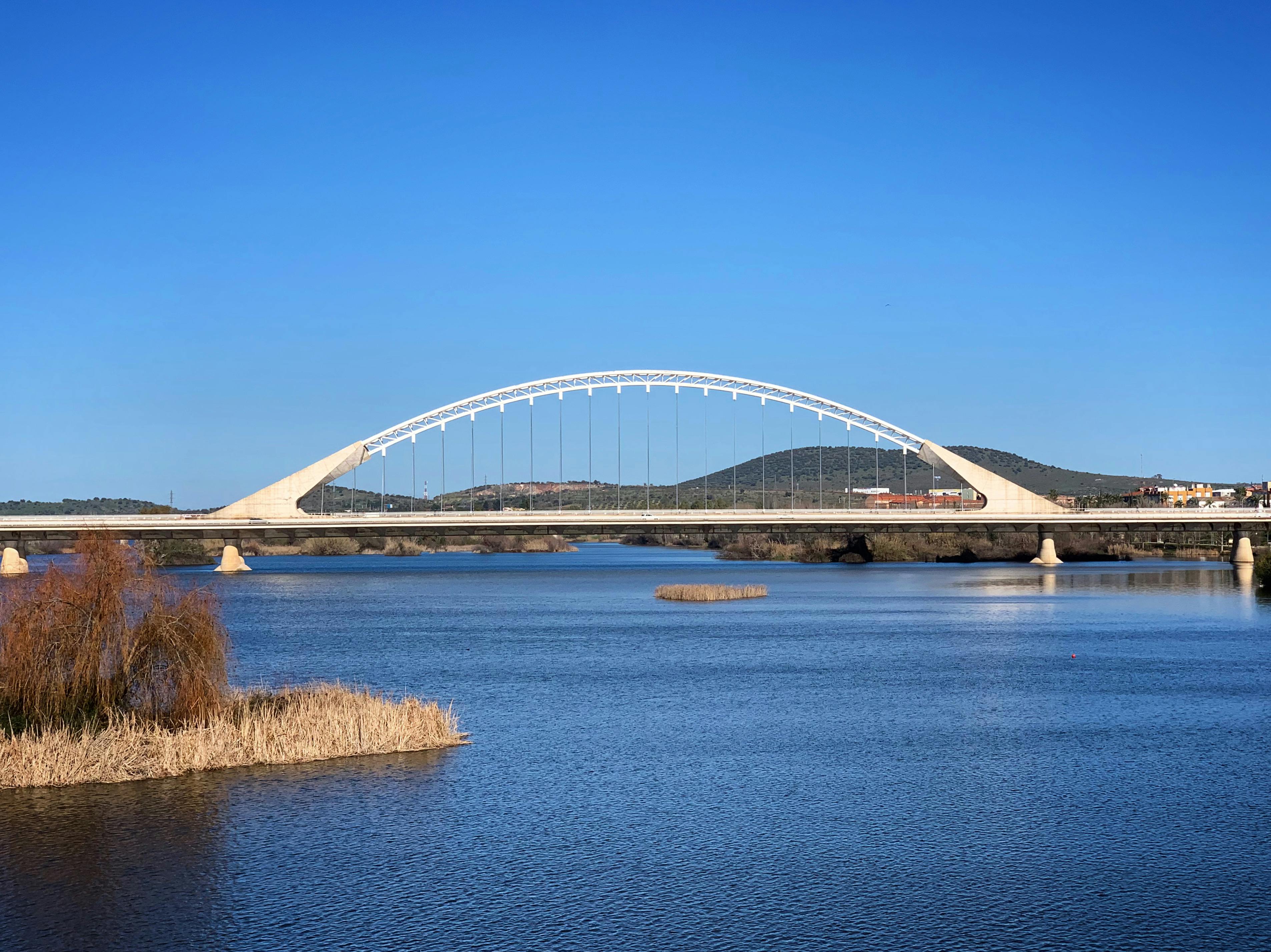 Beautiful Bridge over Guadiana River in Spain · Free Stock Photo