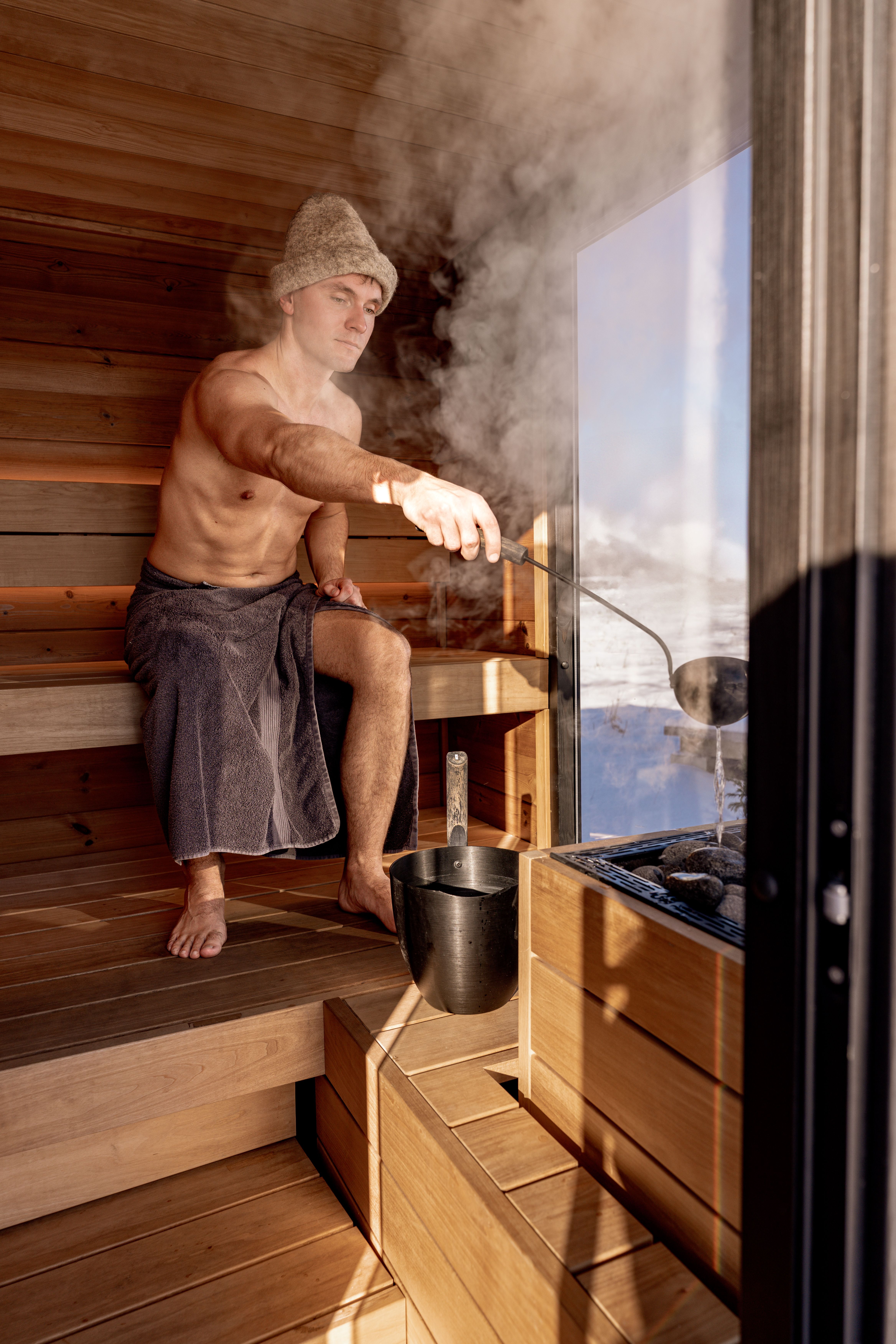 10.000+ Fotos y Imágenes de Busty-sauna-lean Gratis · Banco de Fotos Gratis