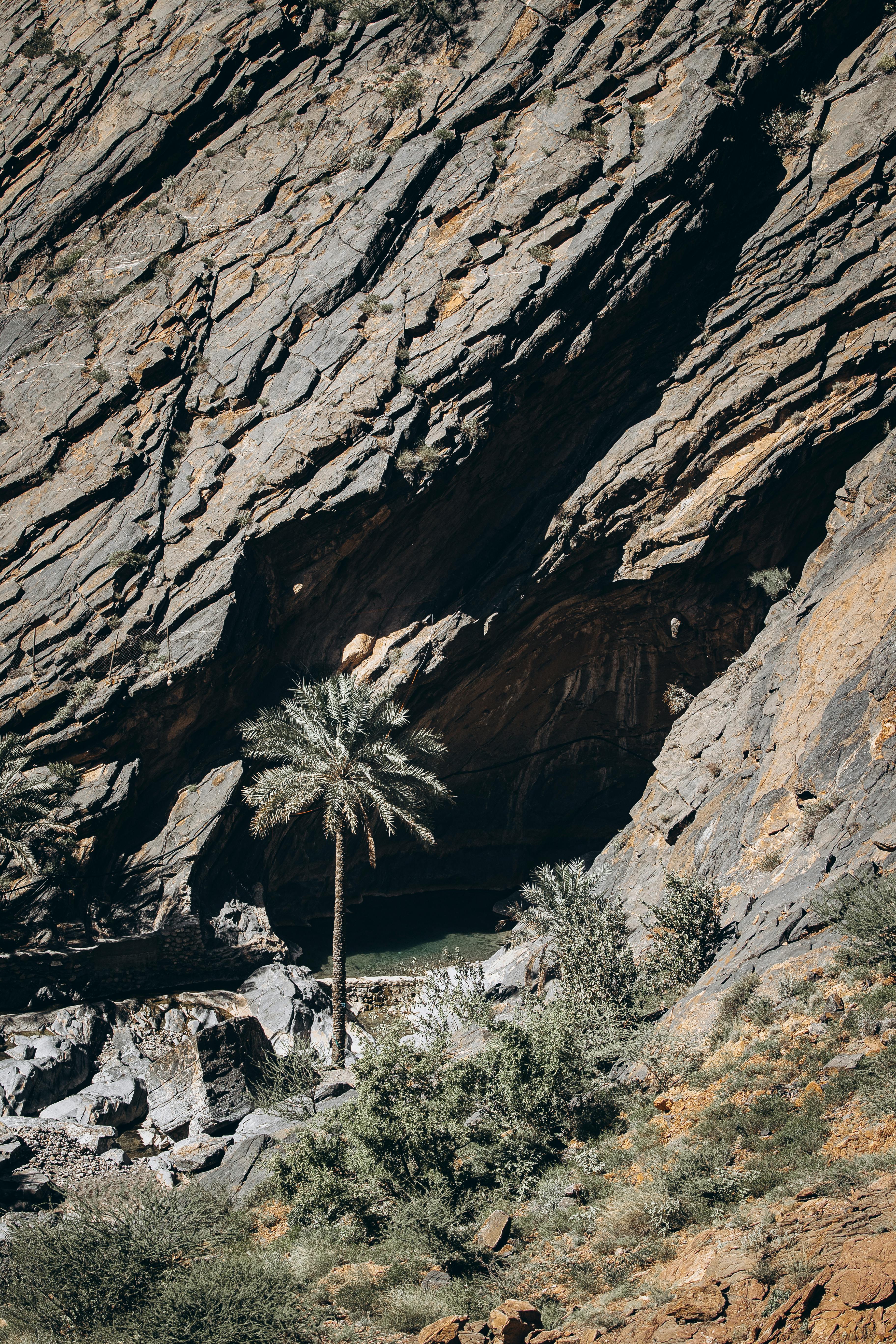 Dramatic Rock Formation in Oman's Snake Canyon · Free Stock Photo