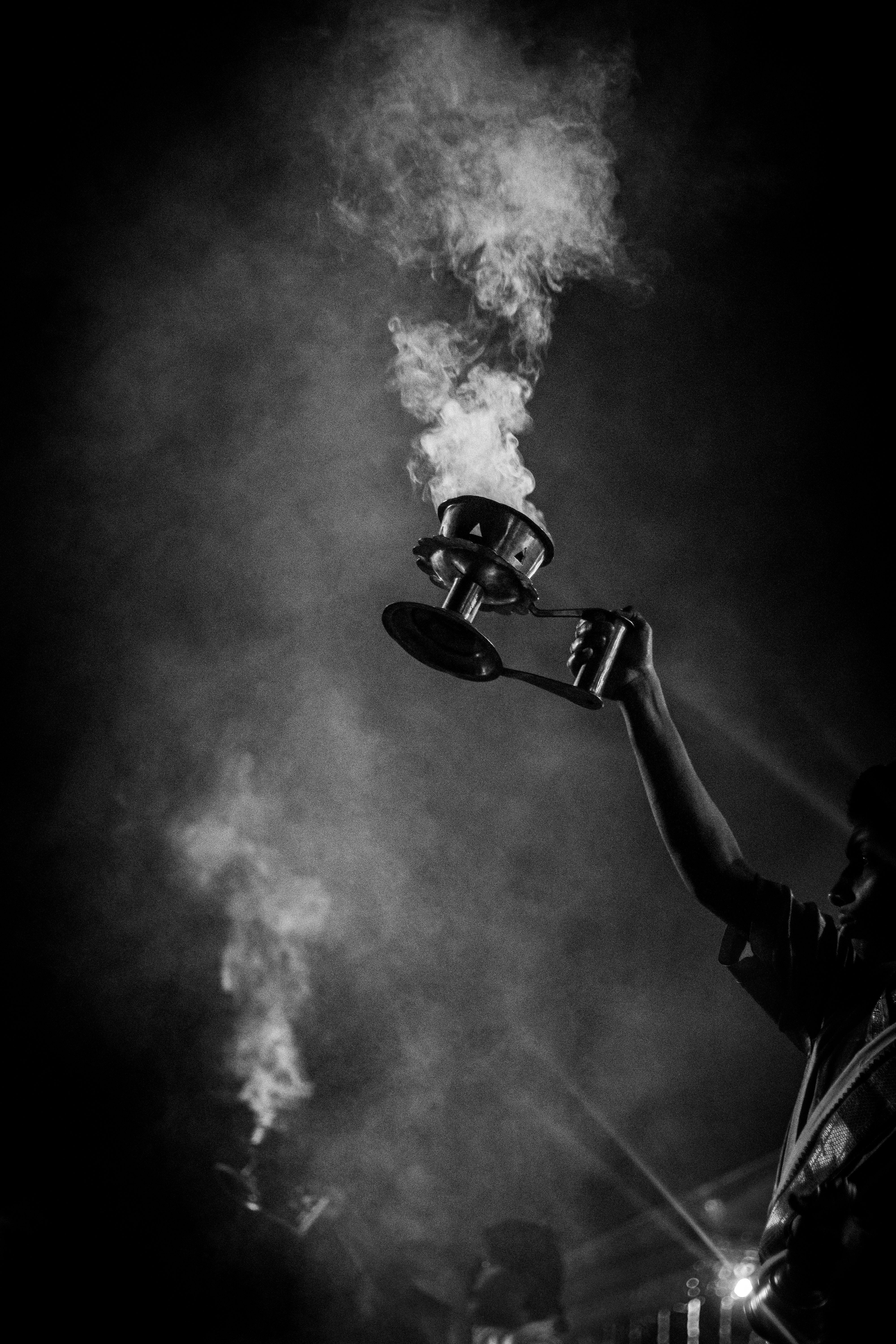 Black Smoke Bg Photos, Download The BEST Free Black Smoke Bg Stock ...