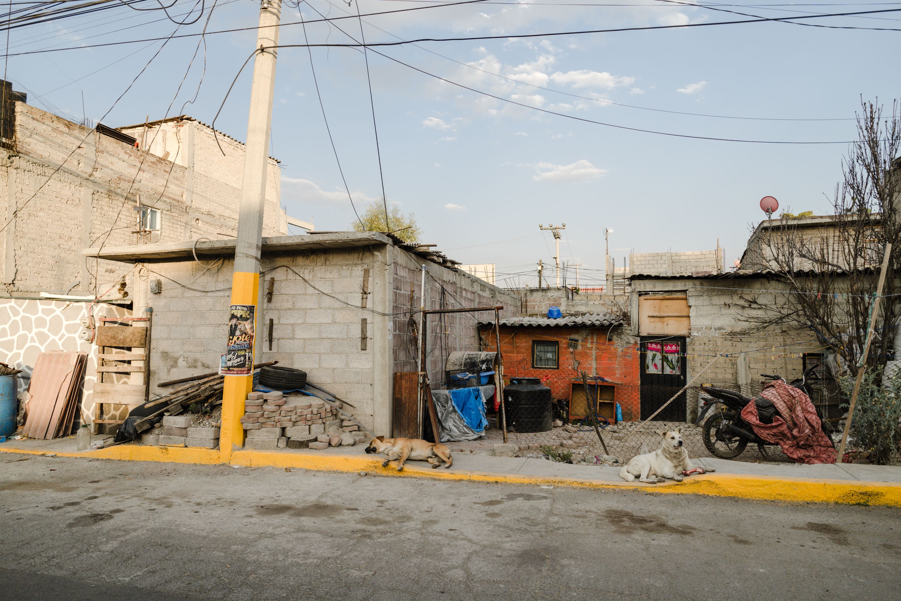 Rural Street Scene in Tultepec, Mexico · Free Stock Photo
