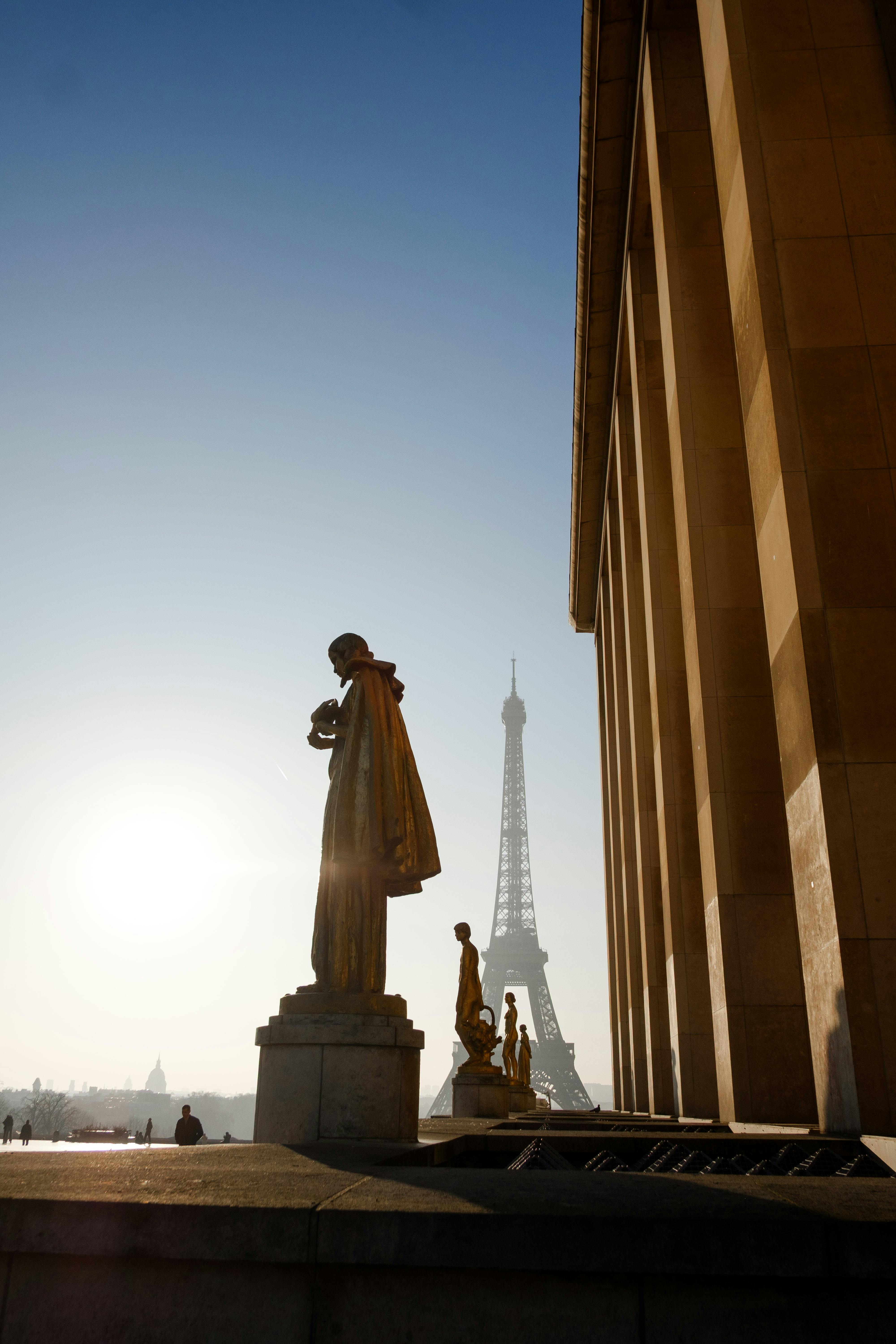 Statue Construction Photos, Download The BEST Free Statue Construction ...