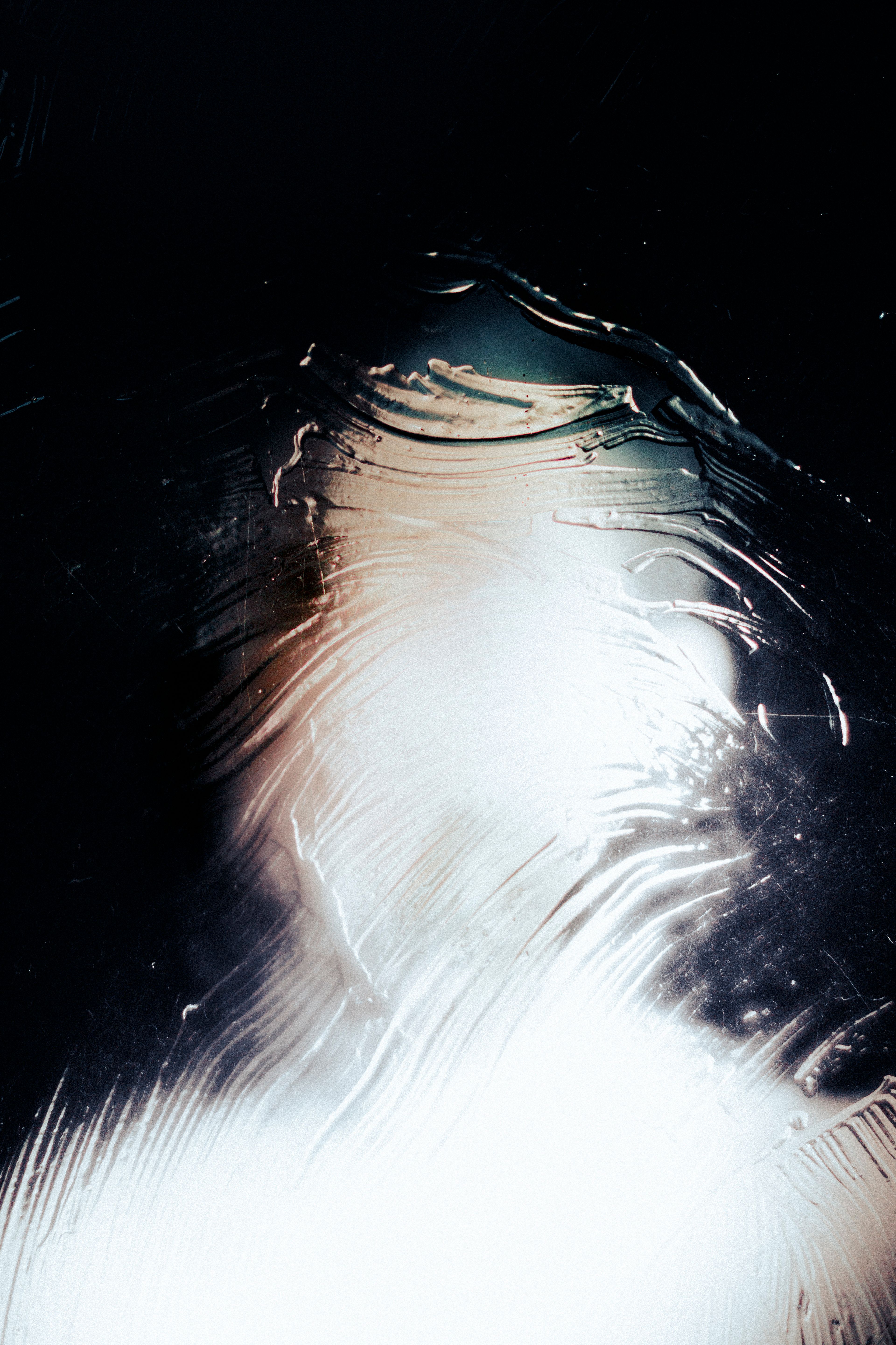 Abstract Light Patterns on Dark Surface · Free Stock Photo