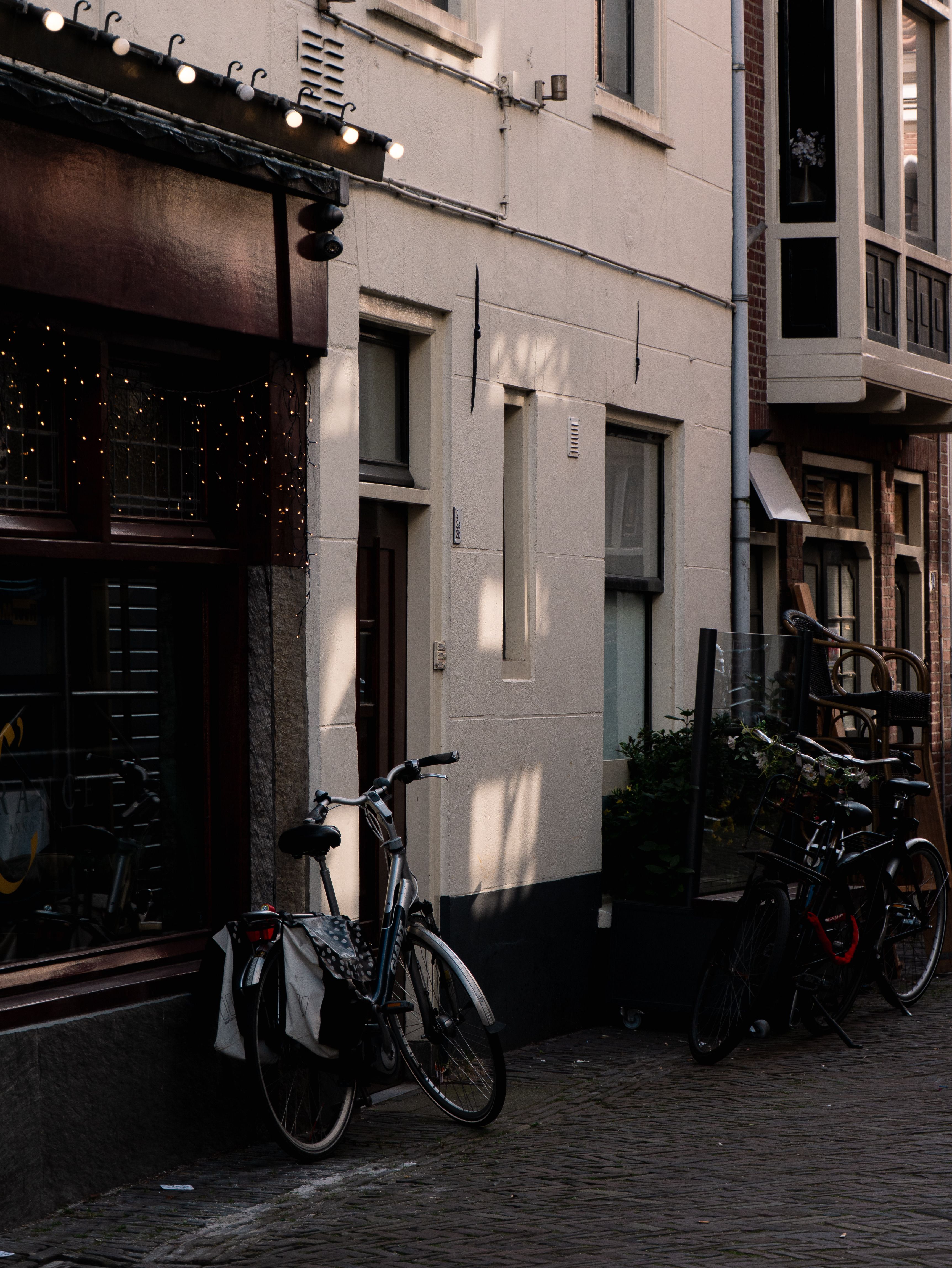 Bike Streetpost Photos, Download The BEST Free Bike Streetpost Stock ...