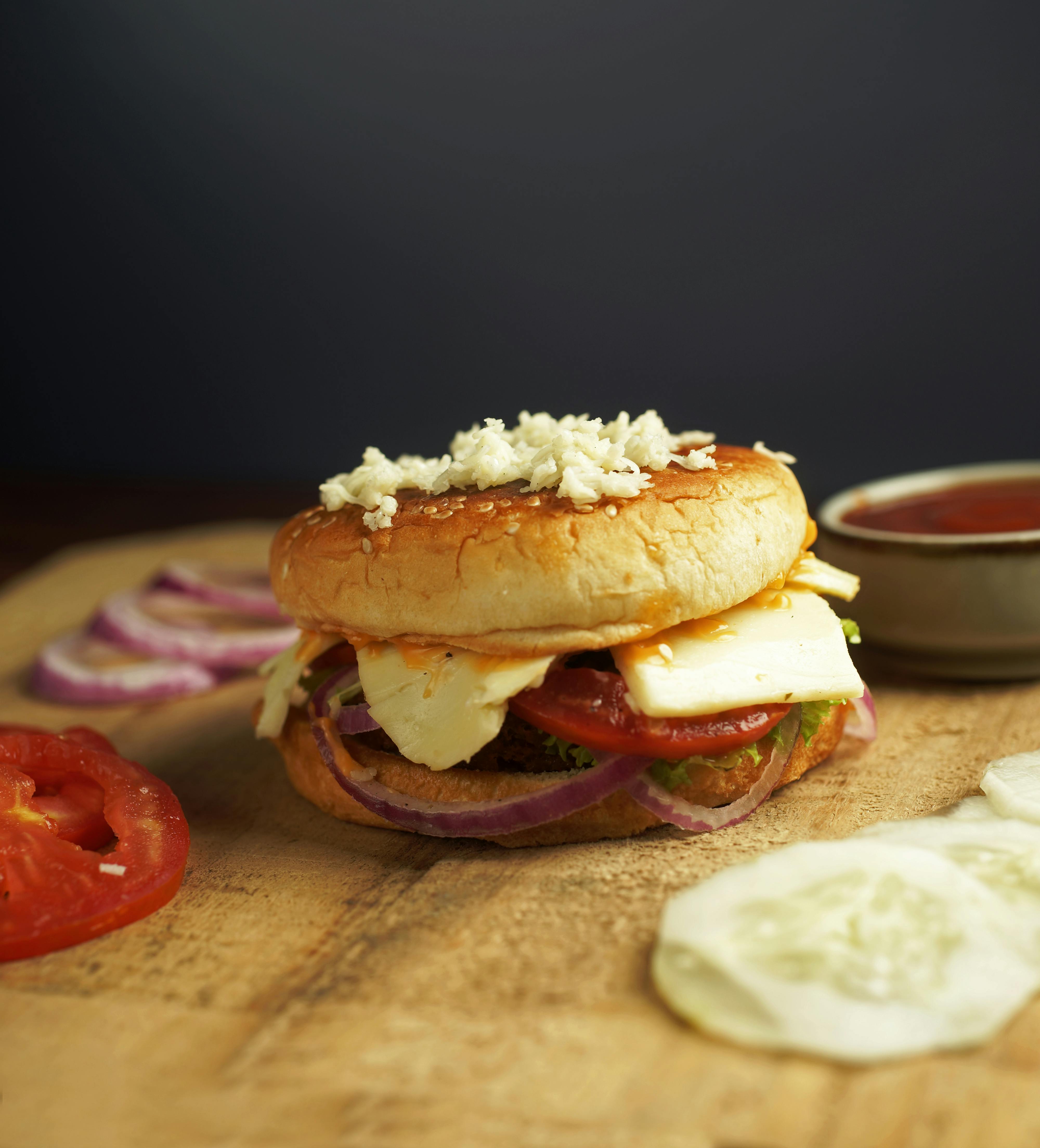 Delicious Paneer Burger with Fresh Veggies · Free Stock Photo